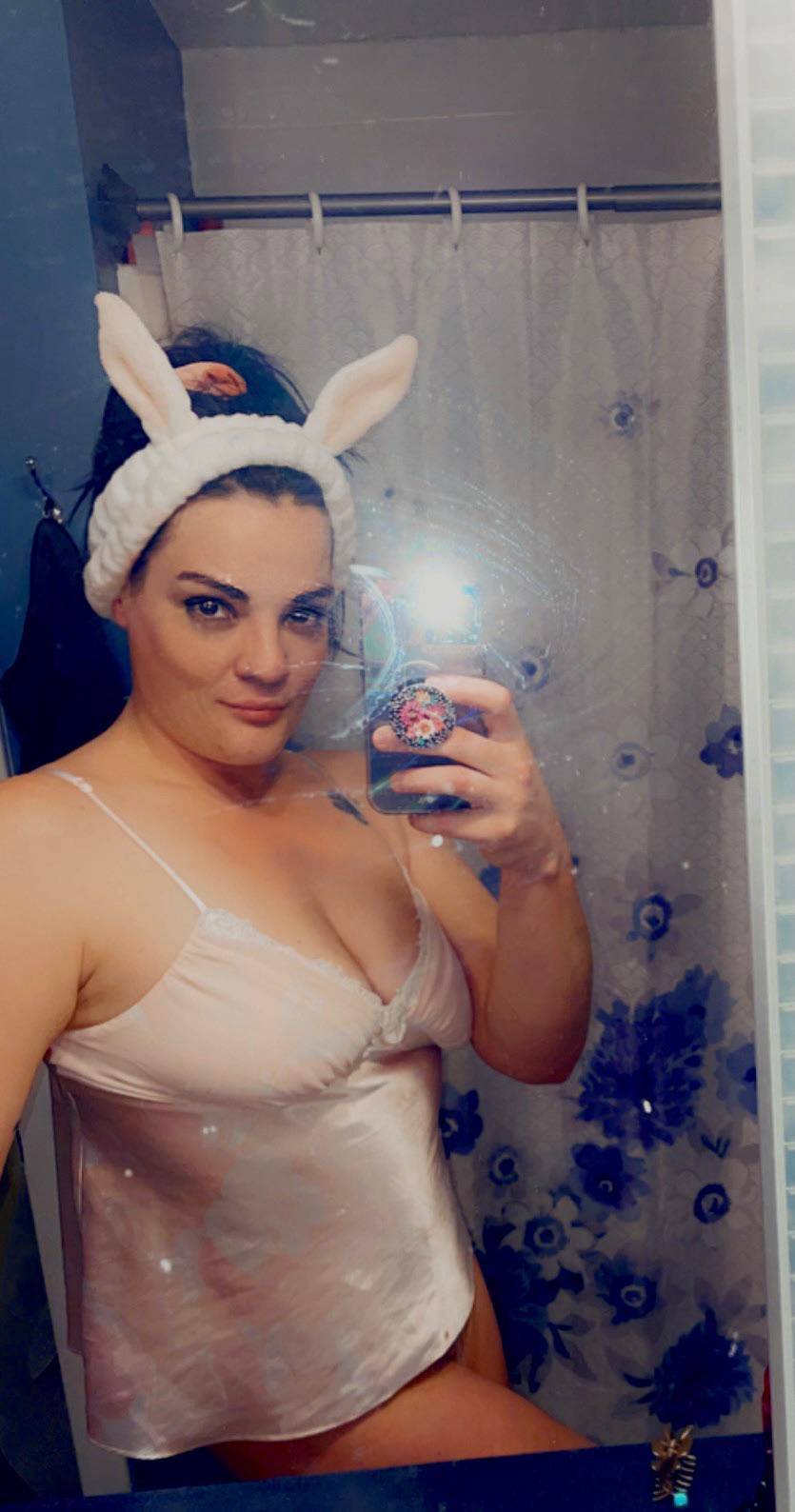 Bunny time before bedtime | Scrolller