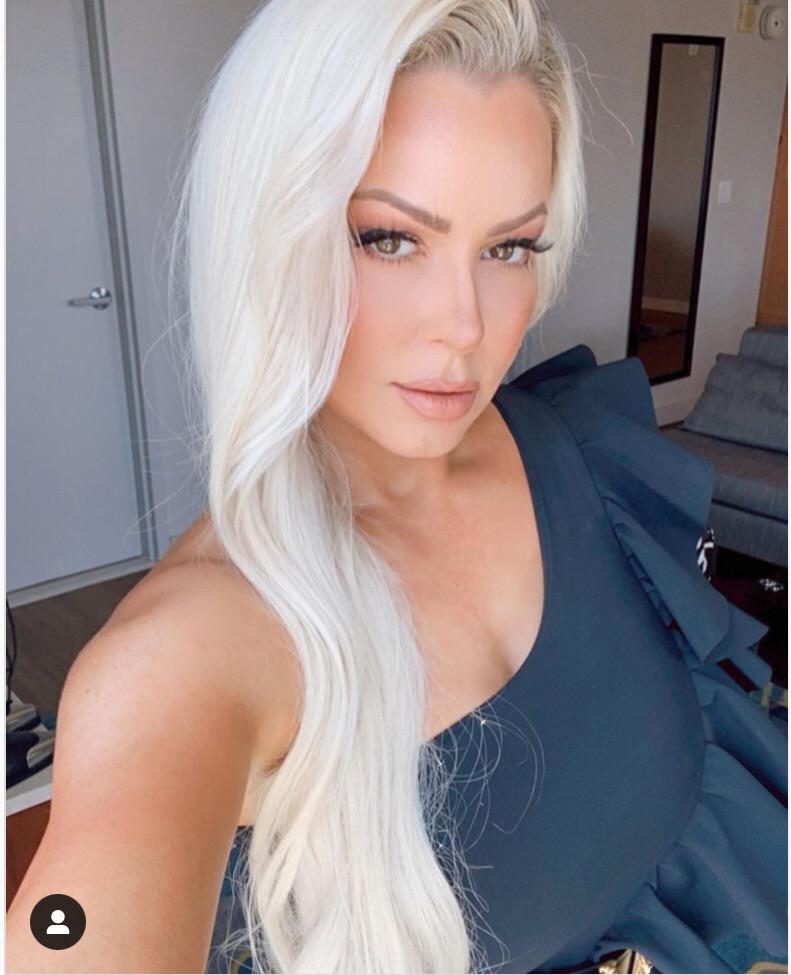 Busty af | Scrolller