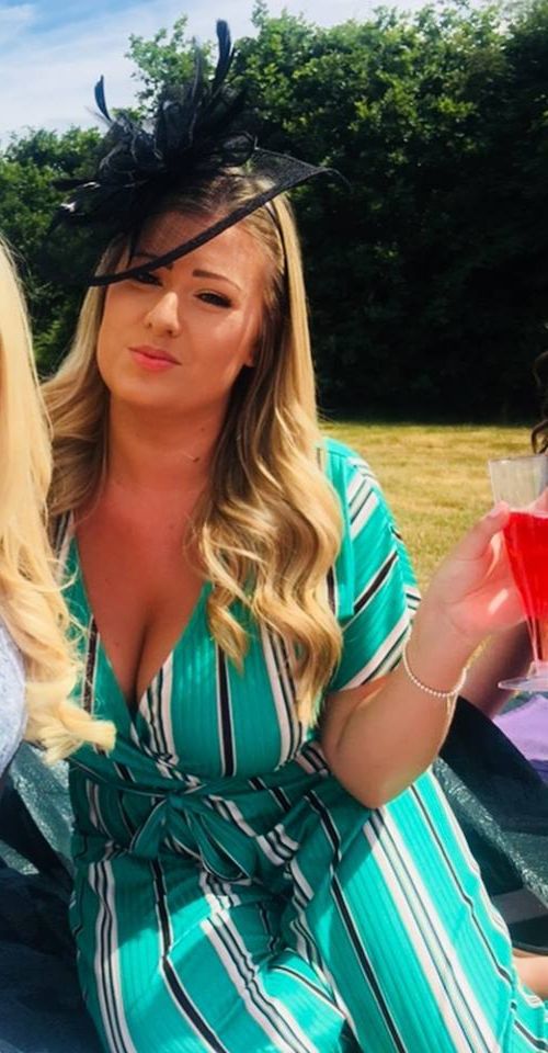 Busty British Milf at the Races! | Scrolller