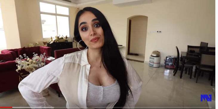 Busty Lana Join discord for more https://discord.gg/5PasfFs | Scrolller