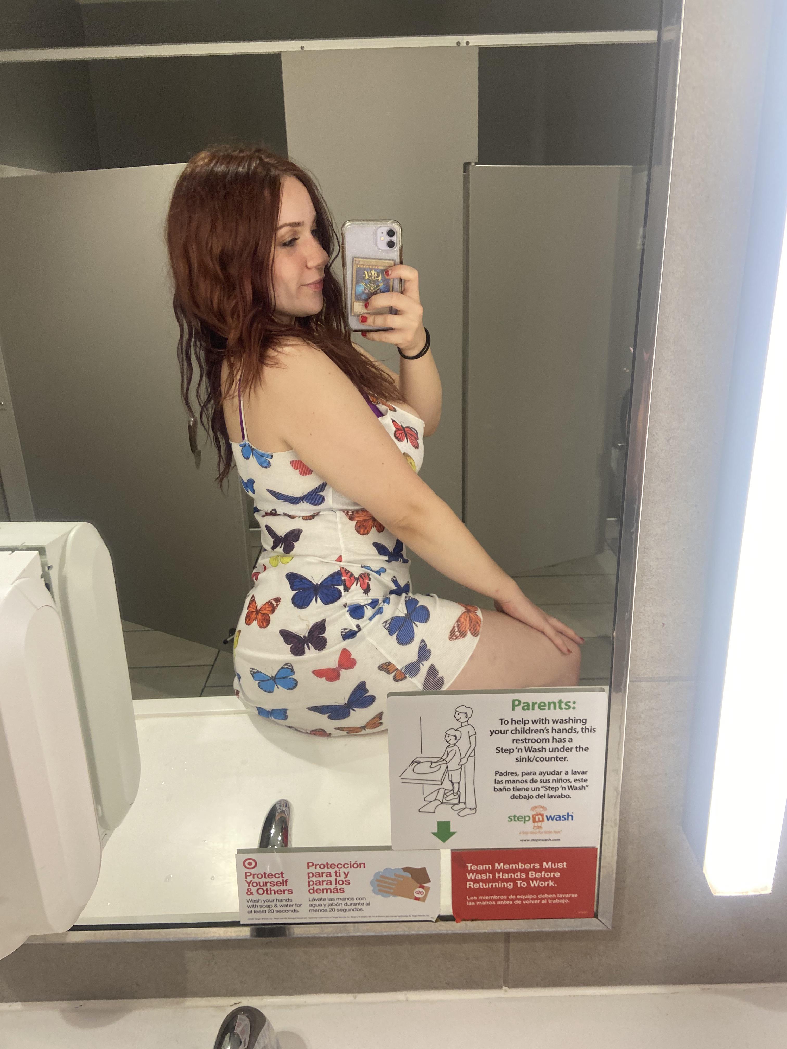 Butterfly dress | Scrolller