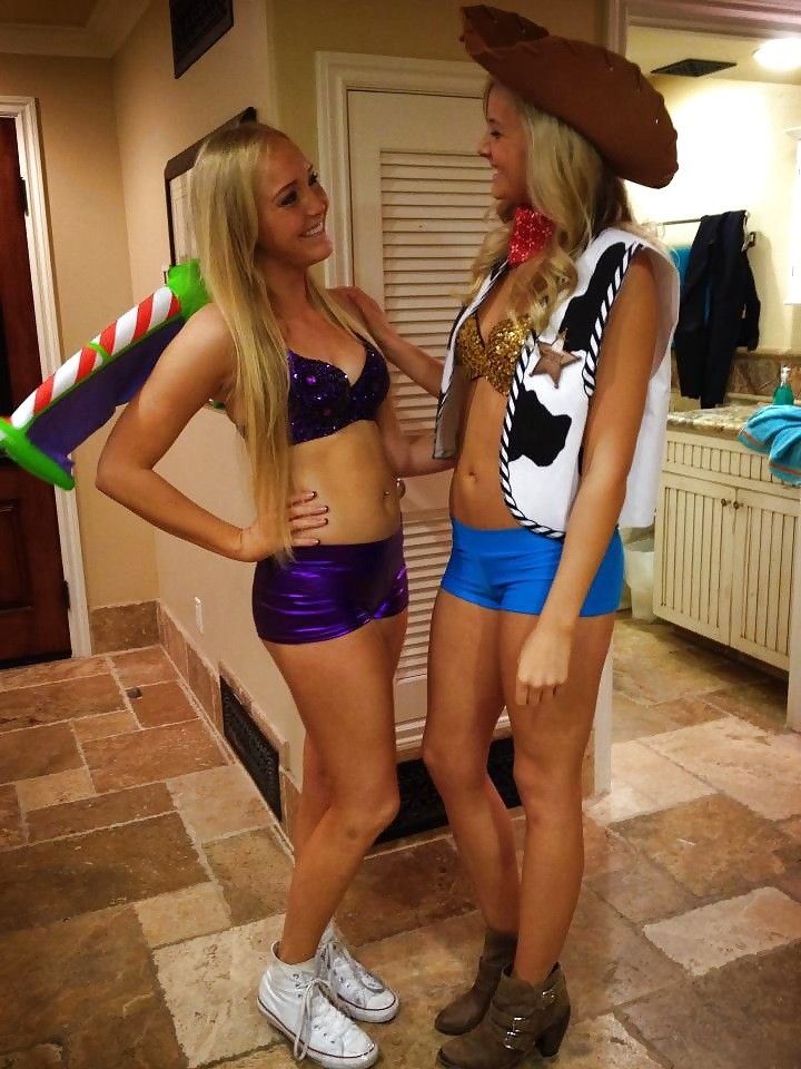 Buzz and Woody. | Scrolller