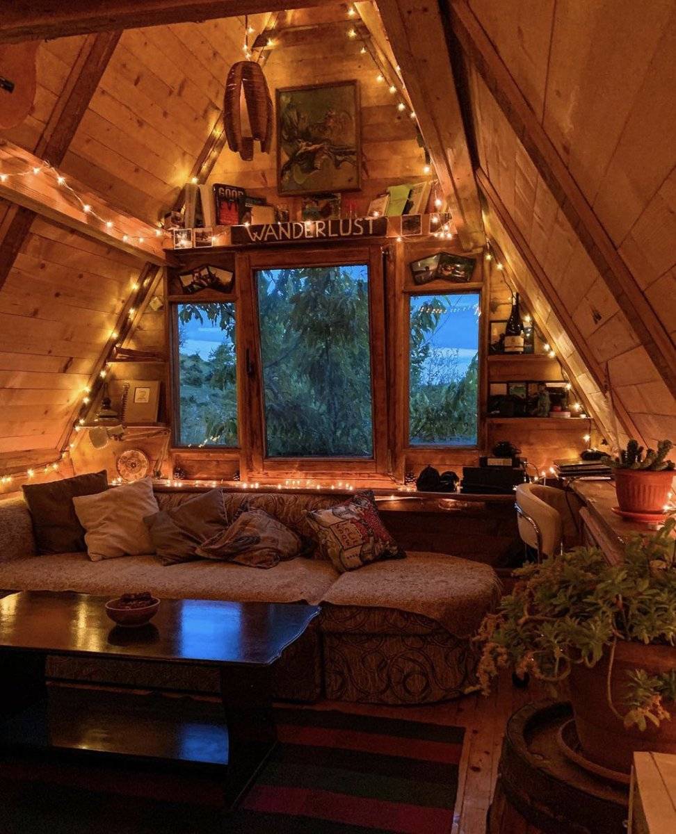 Winter trip cave | Scrolller