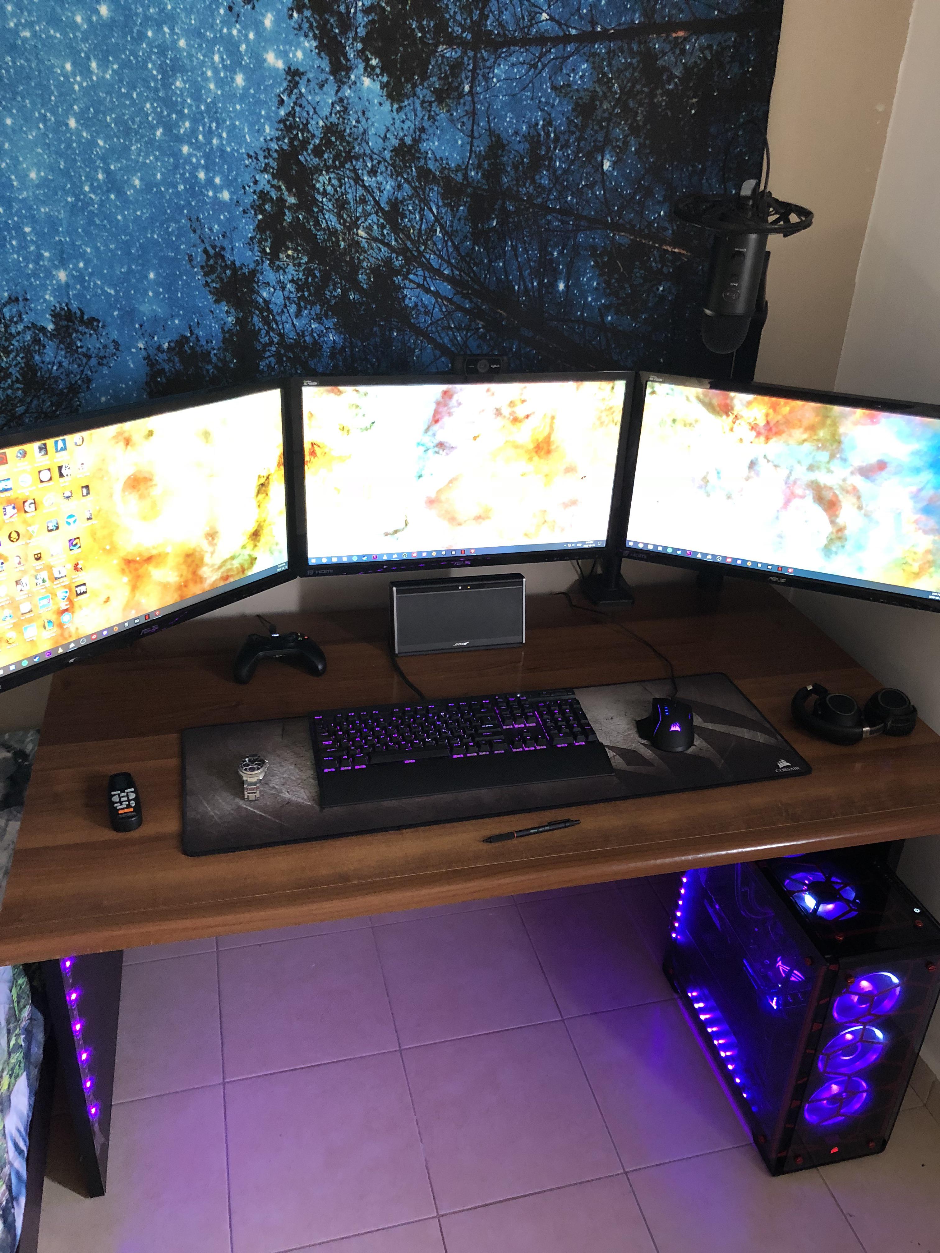 Cable management. | Scrolller