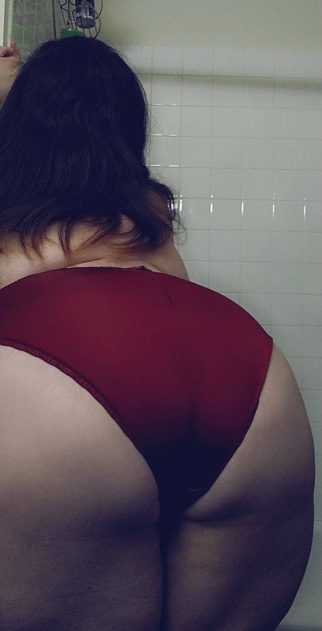 Cake anyone? | Scrolller