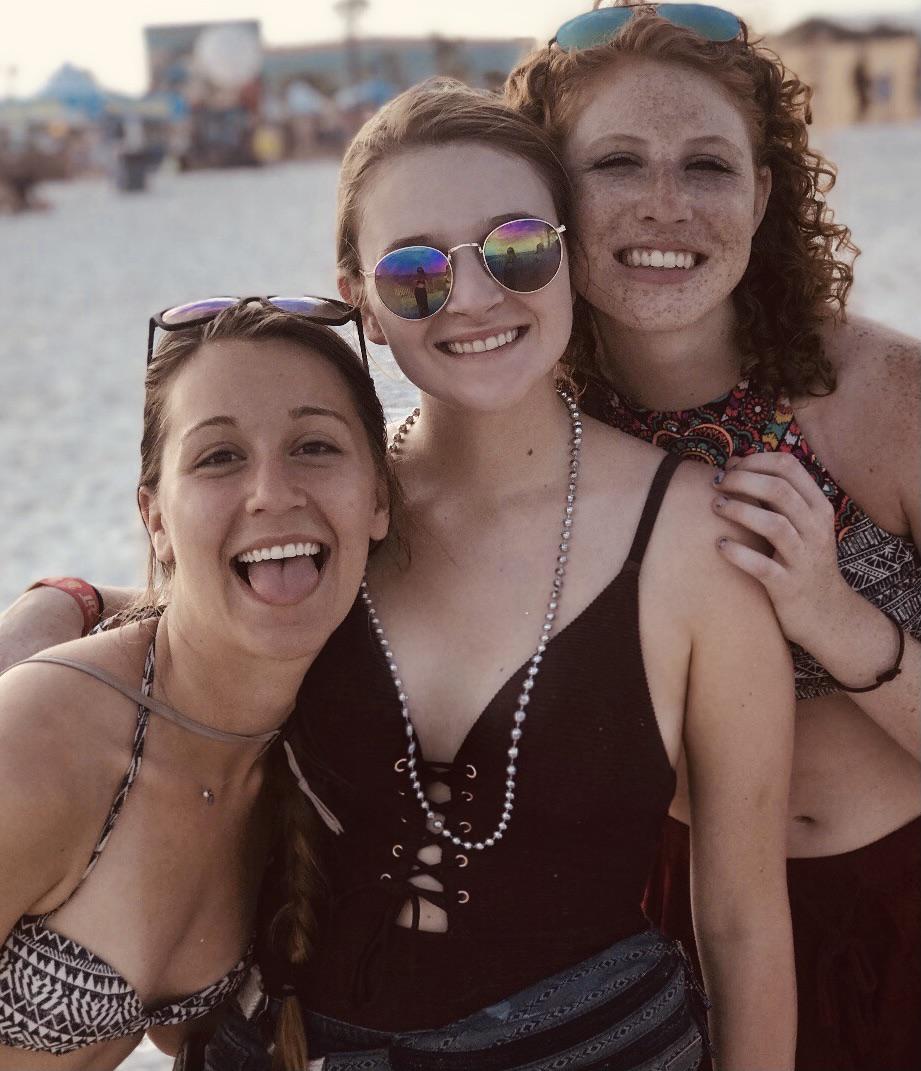 Cali girls | Scrolller