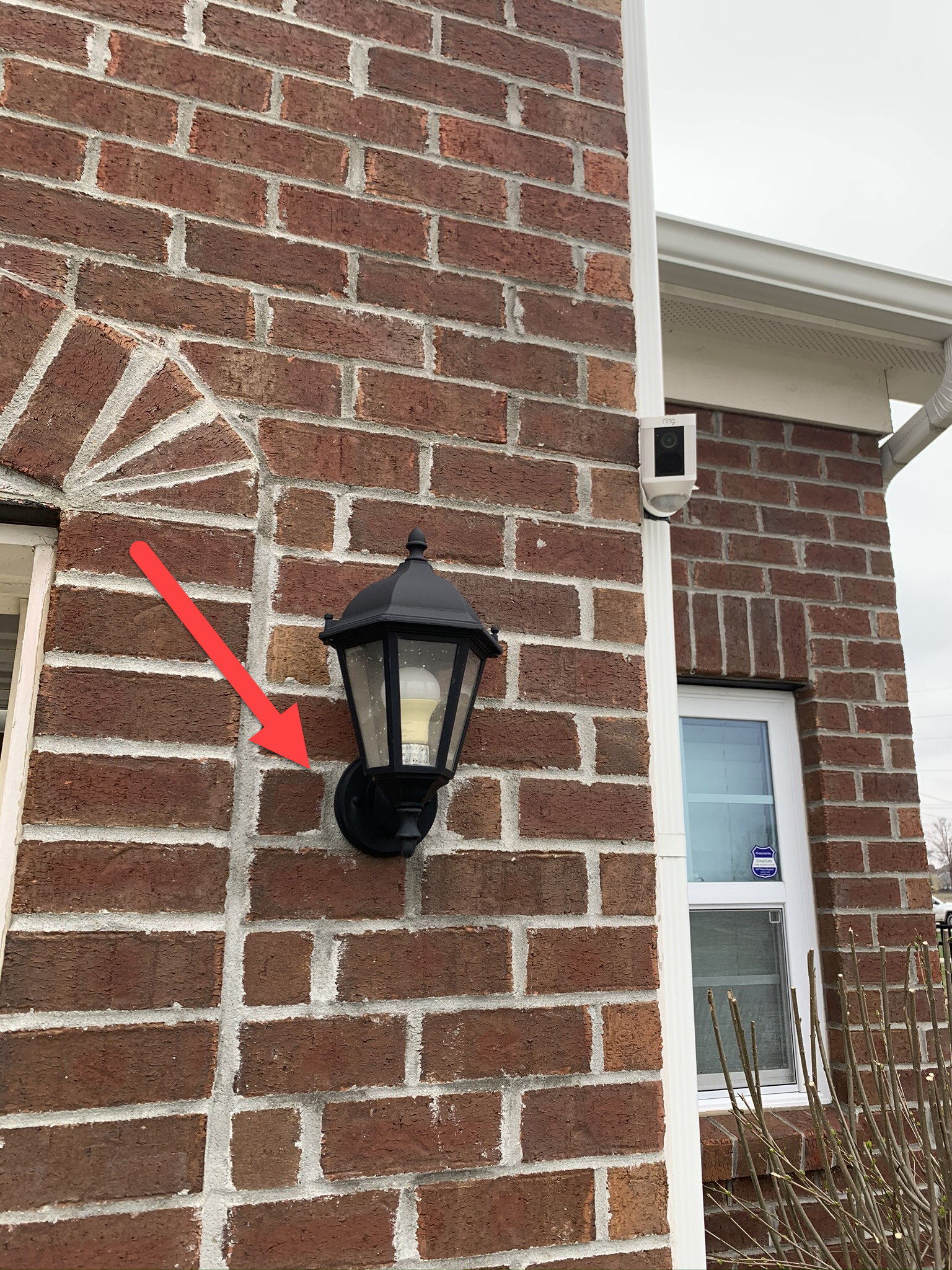 Can an outdoor cam replace my exterior light? Details in comments. | Scrolller