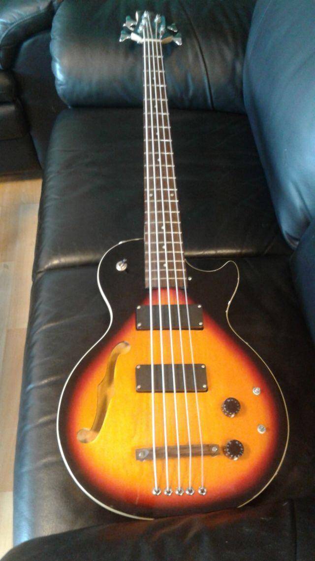 Can anyone identify this bass please? | Scrolller