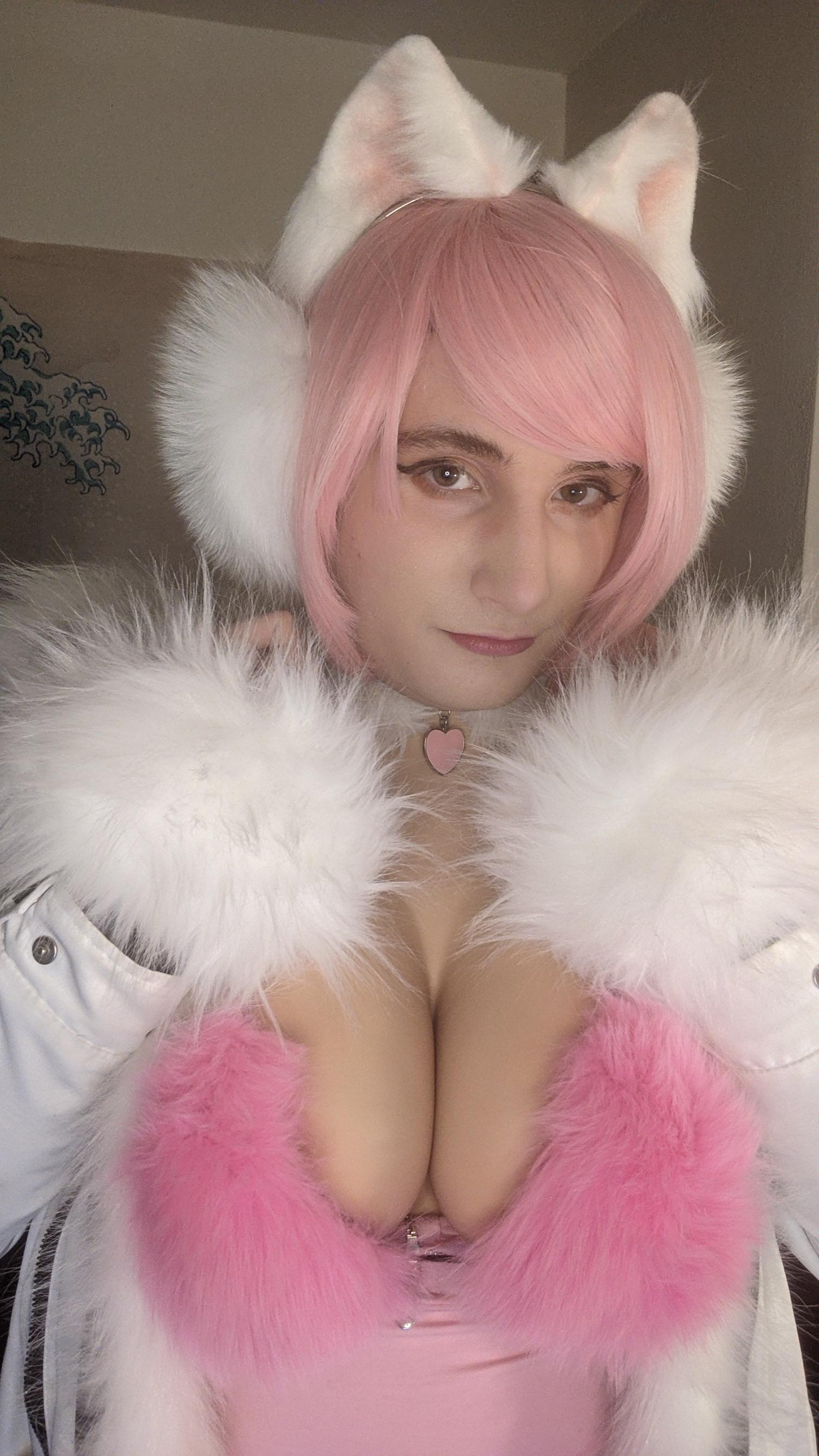 Can I be your kitten | Scrolller