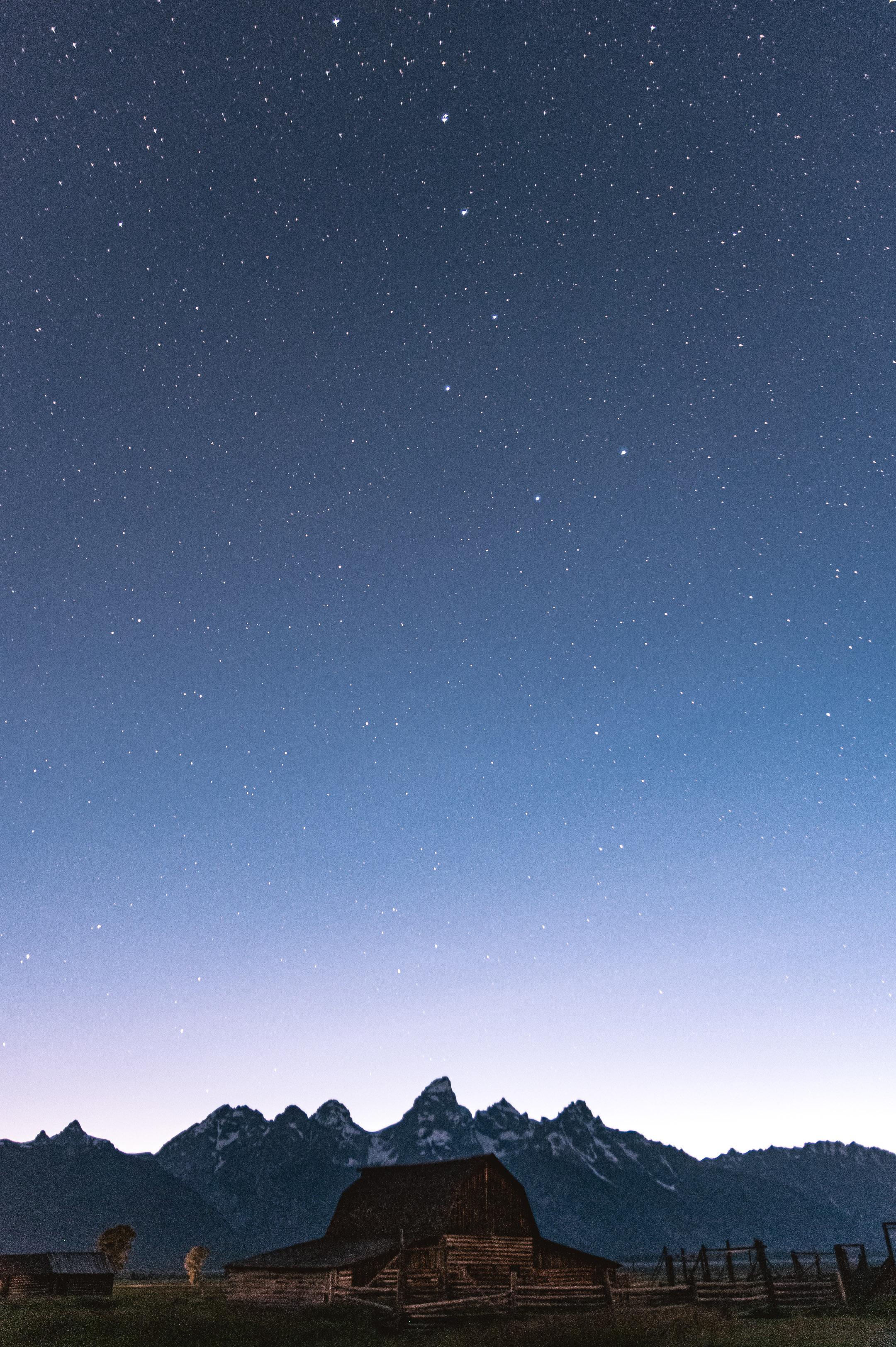 Can you spot the big dipper above the Tetons? [2160x3246][OC] | Scrolller