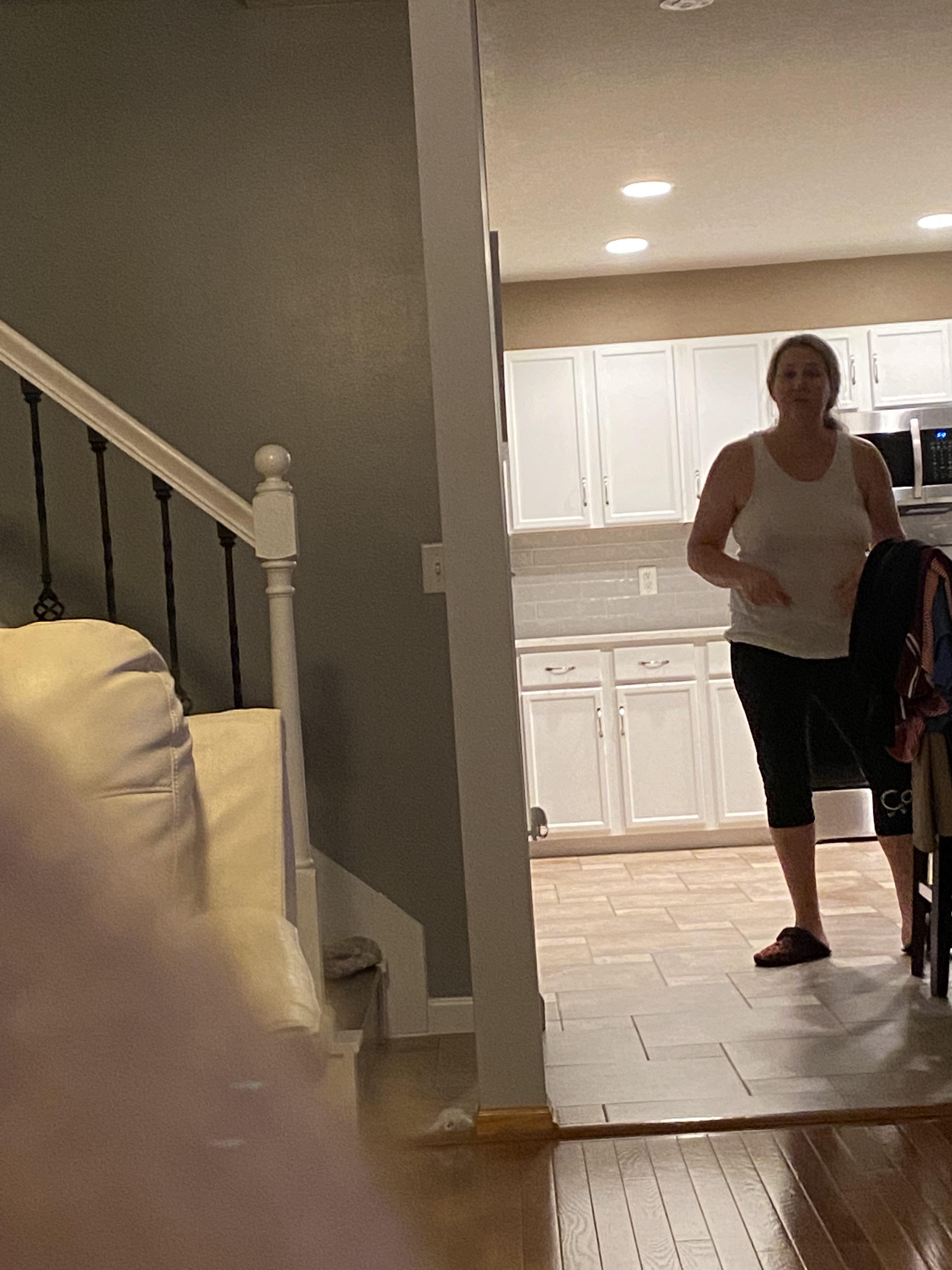 candid pic of busty mom | Scrolller