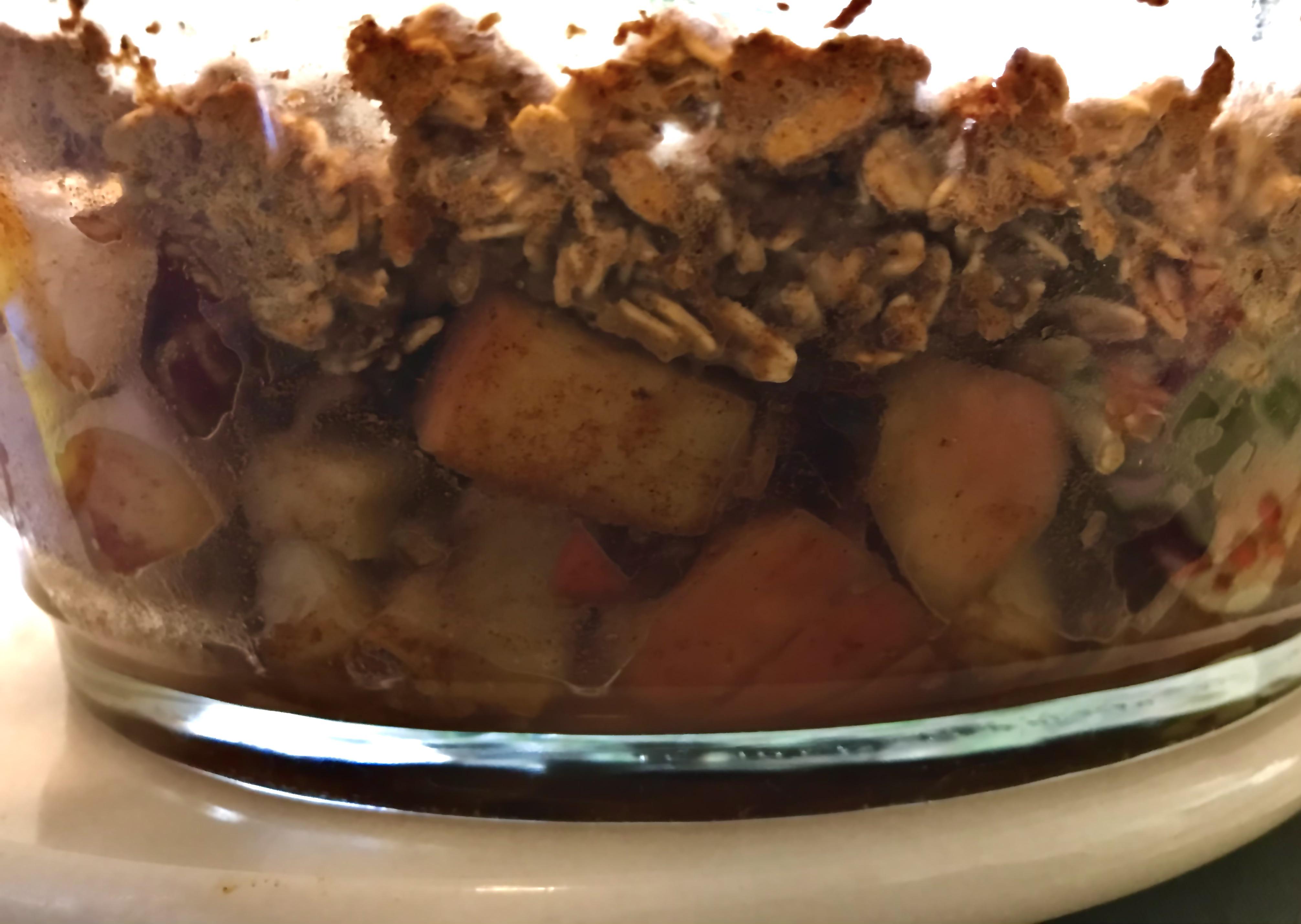 Caramel Apple Crisp | Scrolller