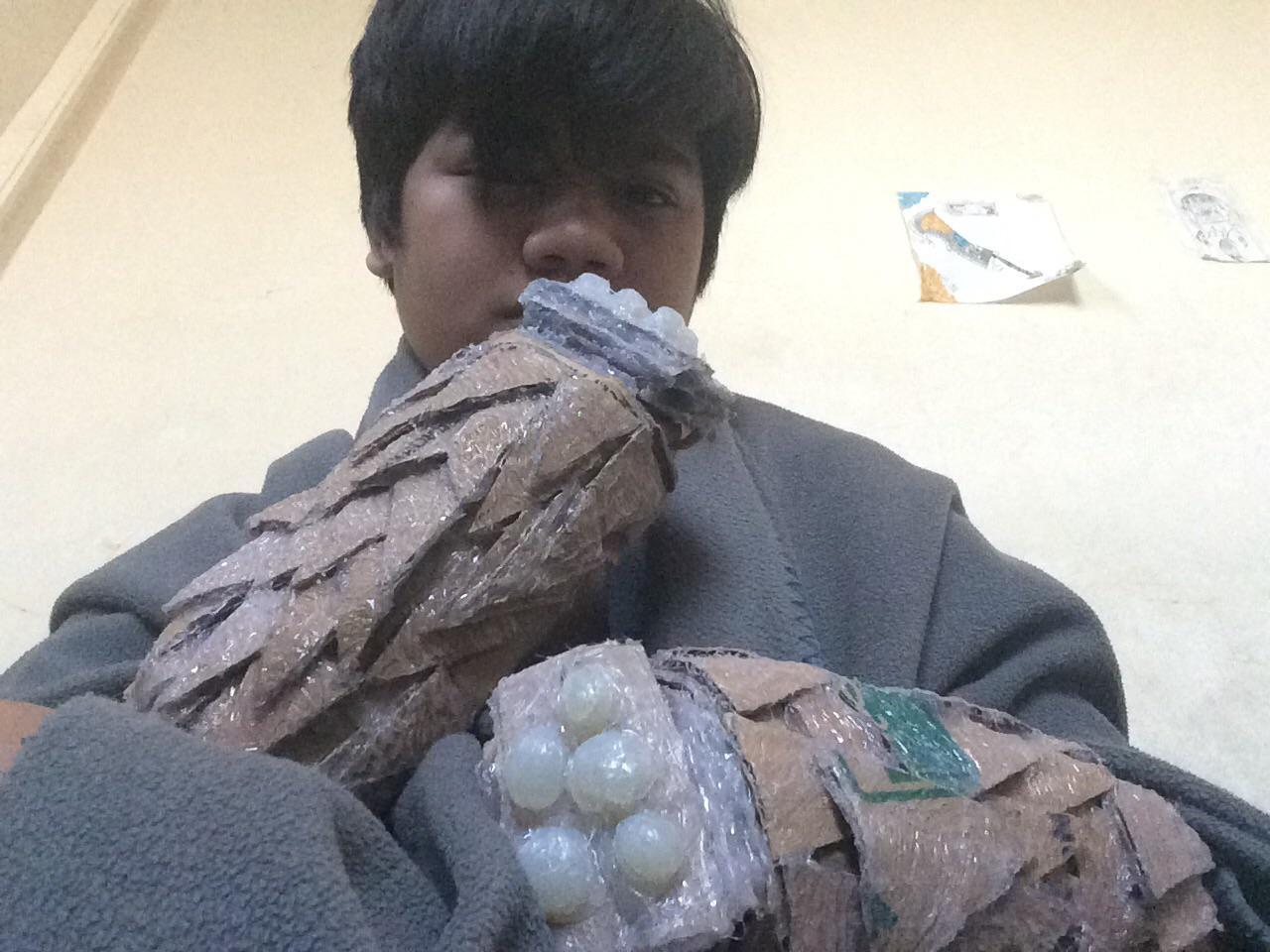 Cardboard Berserker Gauntlets | Scrolller