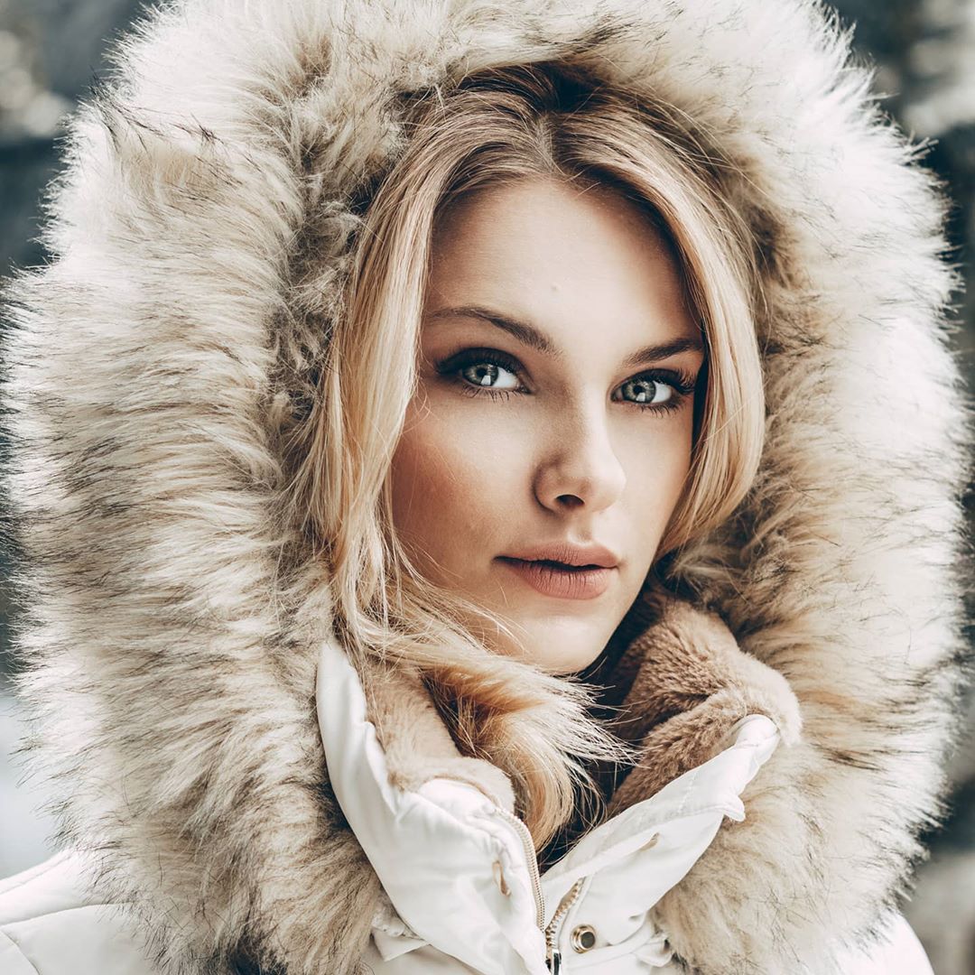 Carla Sonre | Scrolller