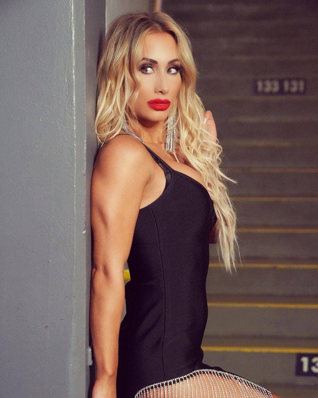 Carmella | Scrolller