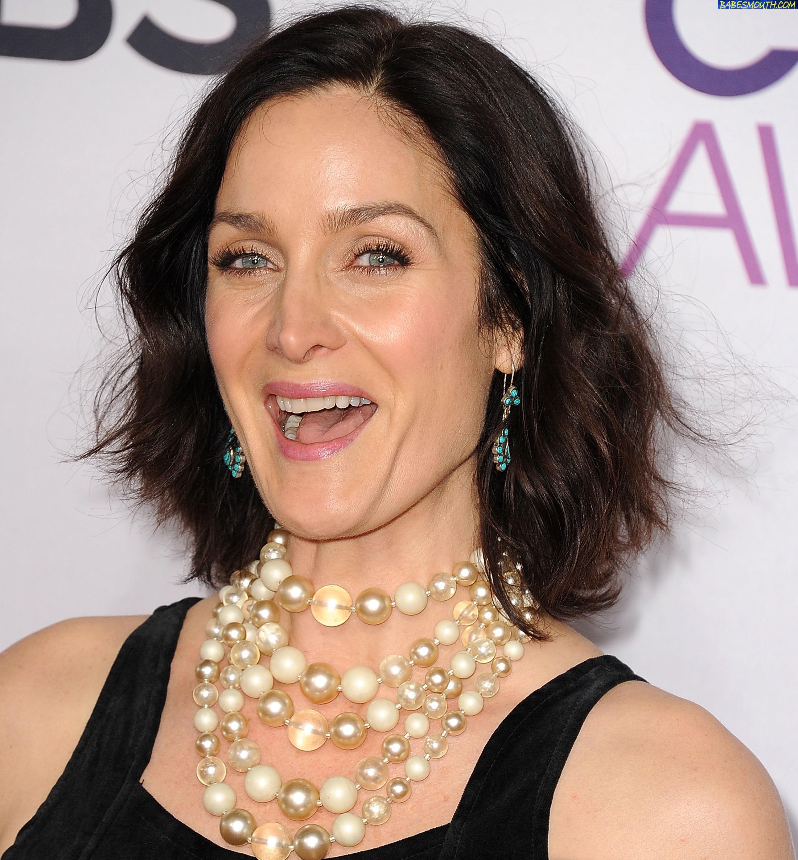 Carrie-Anne Moss | Scrolller