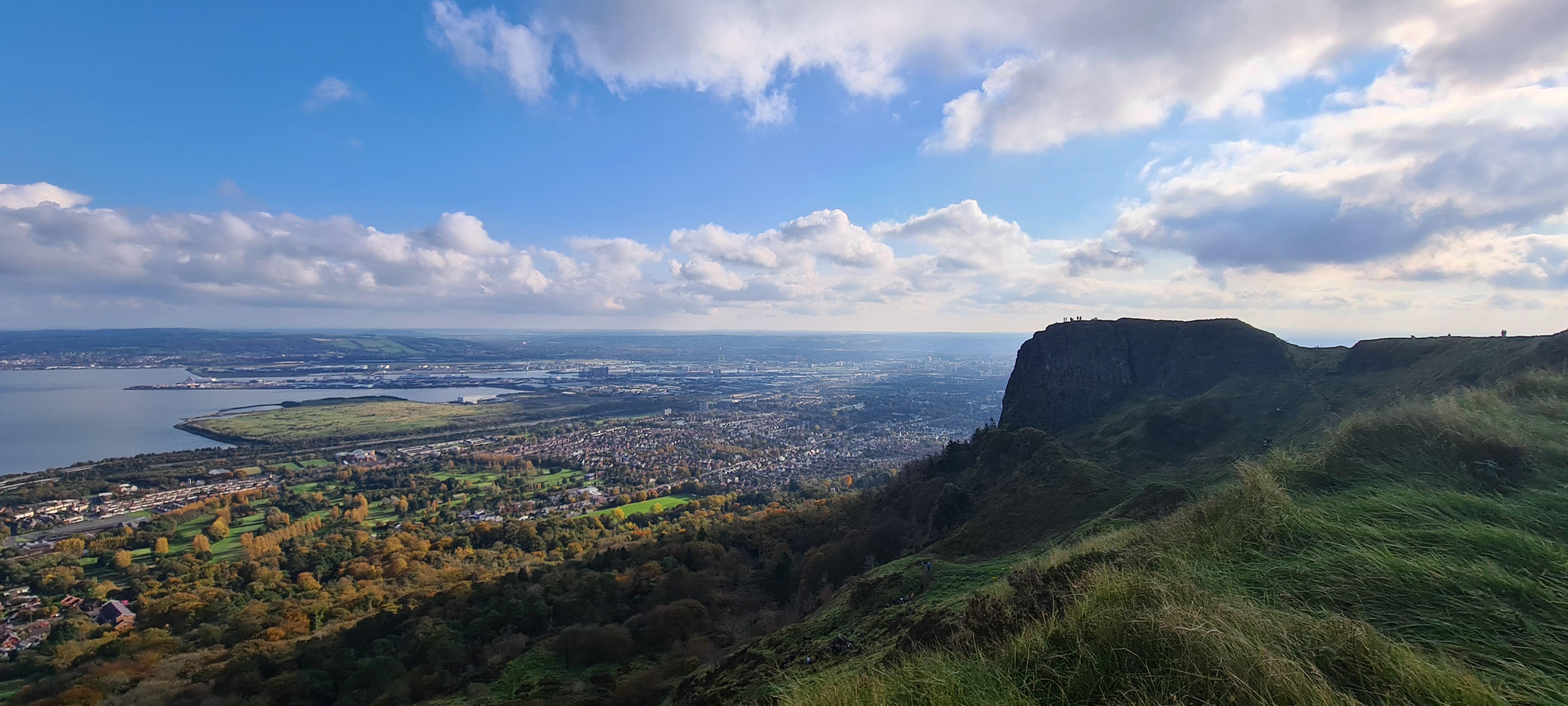 Cave Hill over Belfast [4032x1816] [OC] | Scrolller