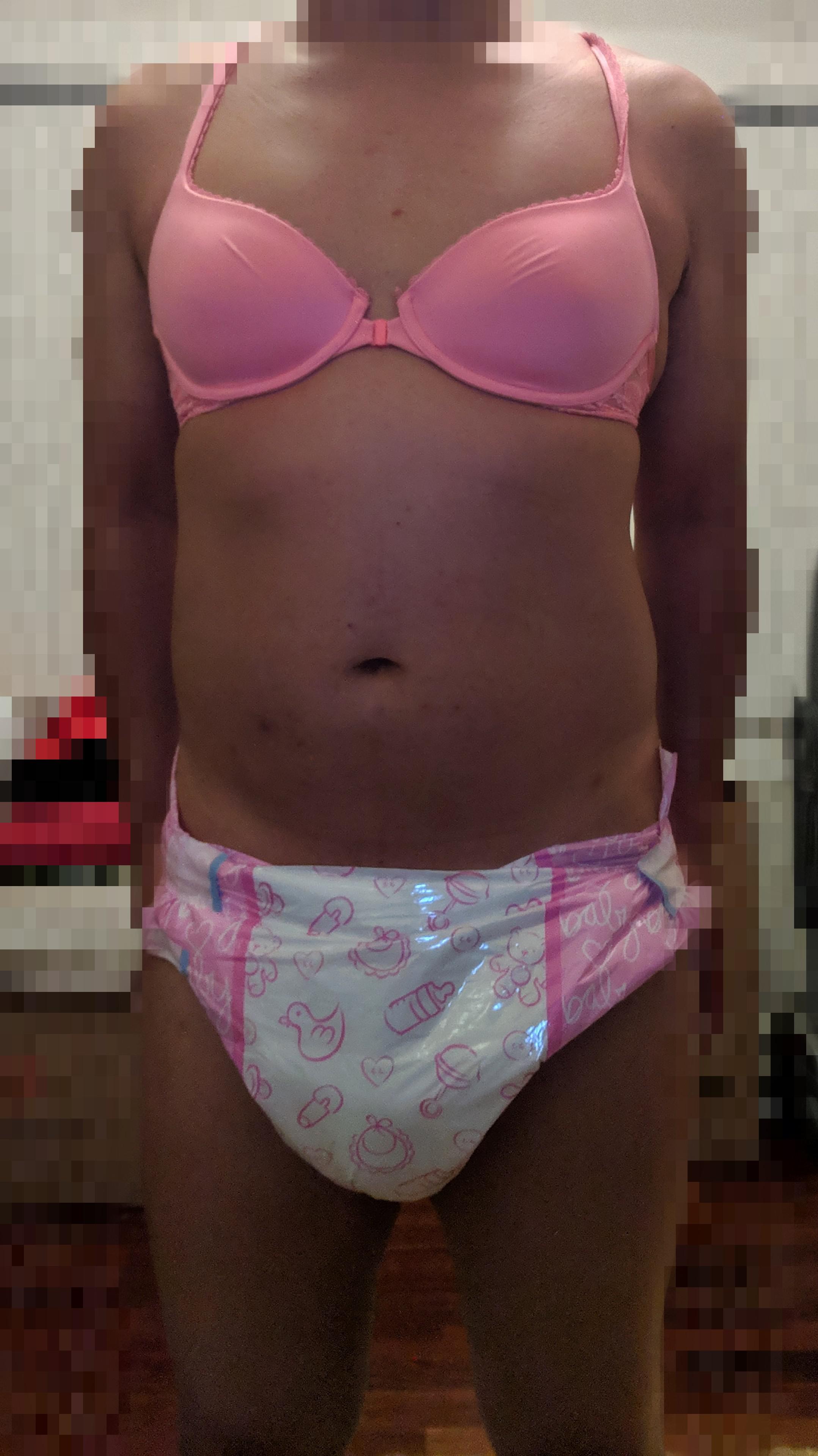 CD diaper boy | Scrolller