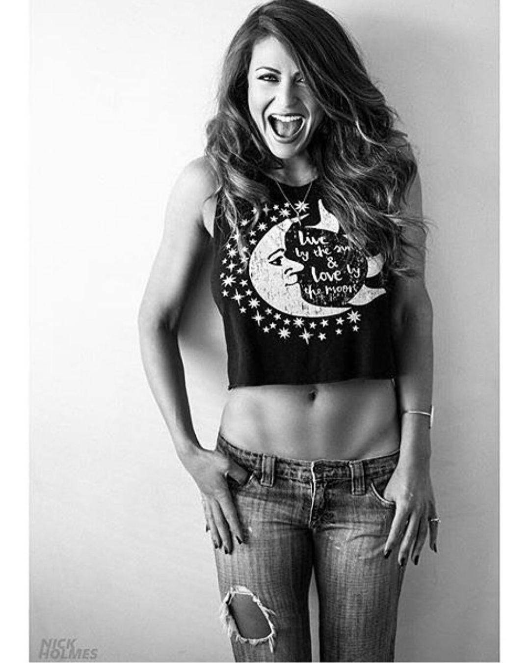 Cerina Vincent Scrolller