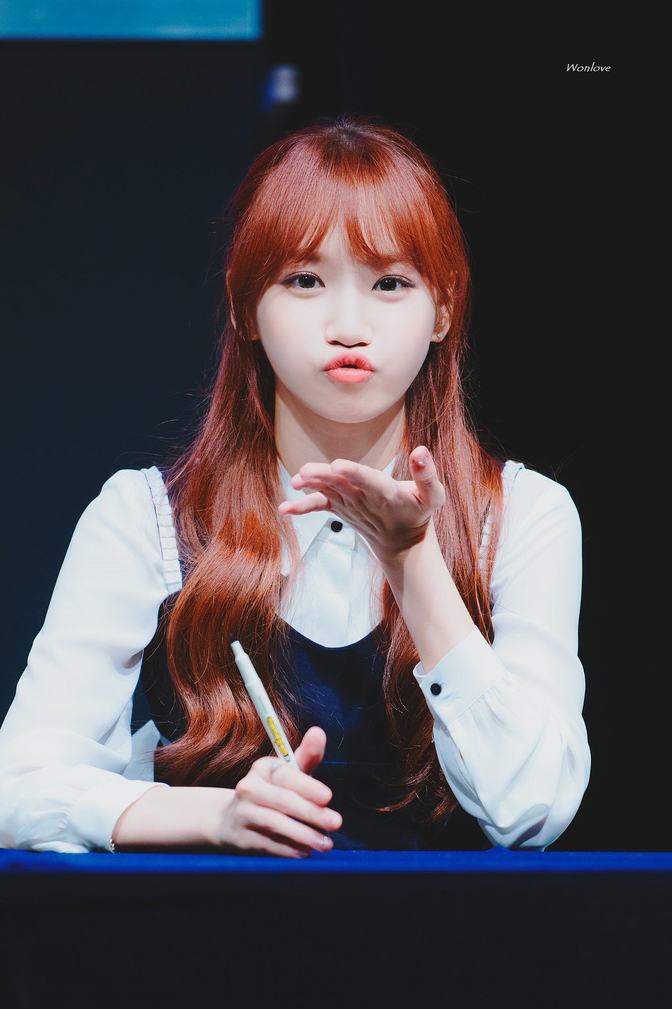 Chaewon 😘 | Scrolller