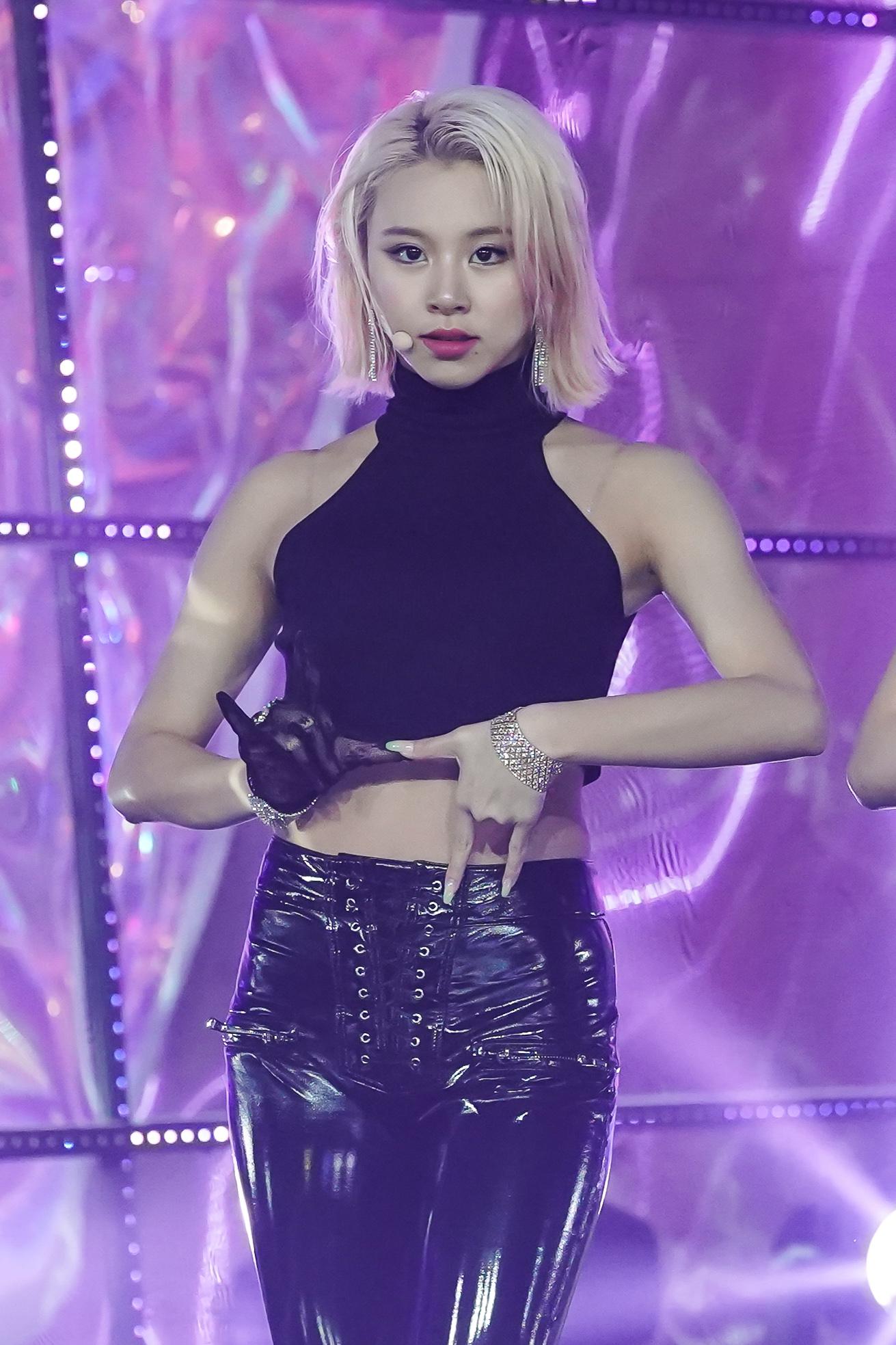 Chaeyoung | Scrolller
