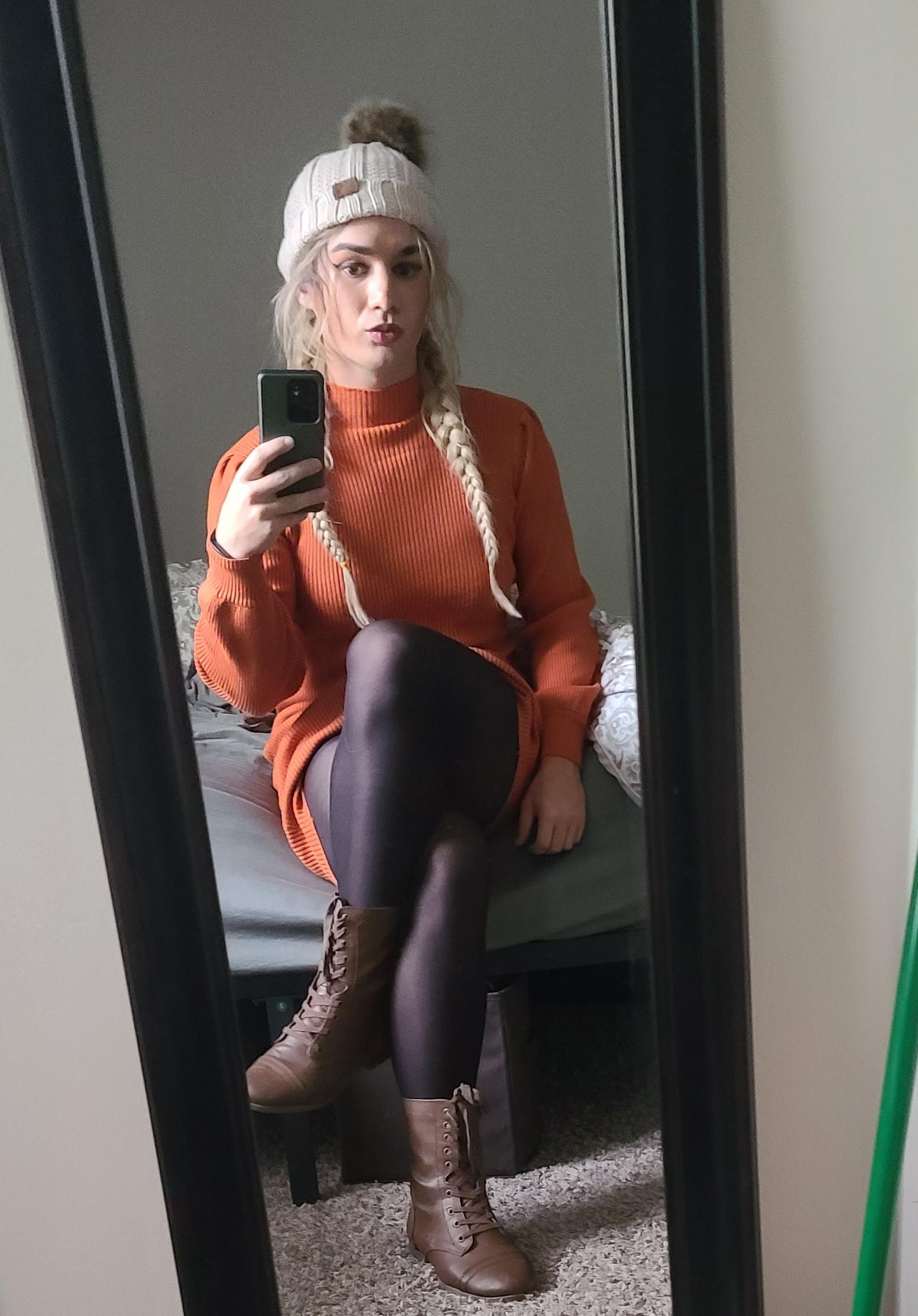 Changing season, changing outfits 🎃 | Scrolller