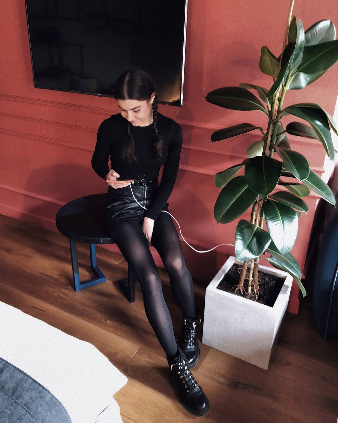 Charging | Scrolller