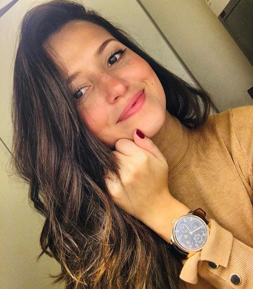 Charming smile | Scrolller