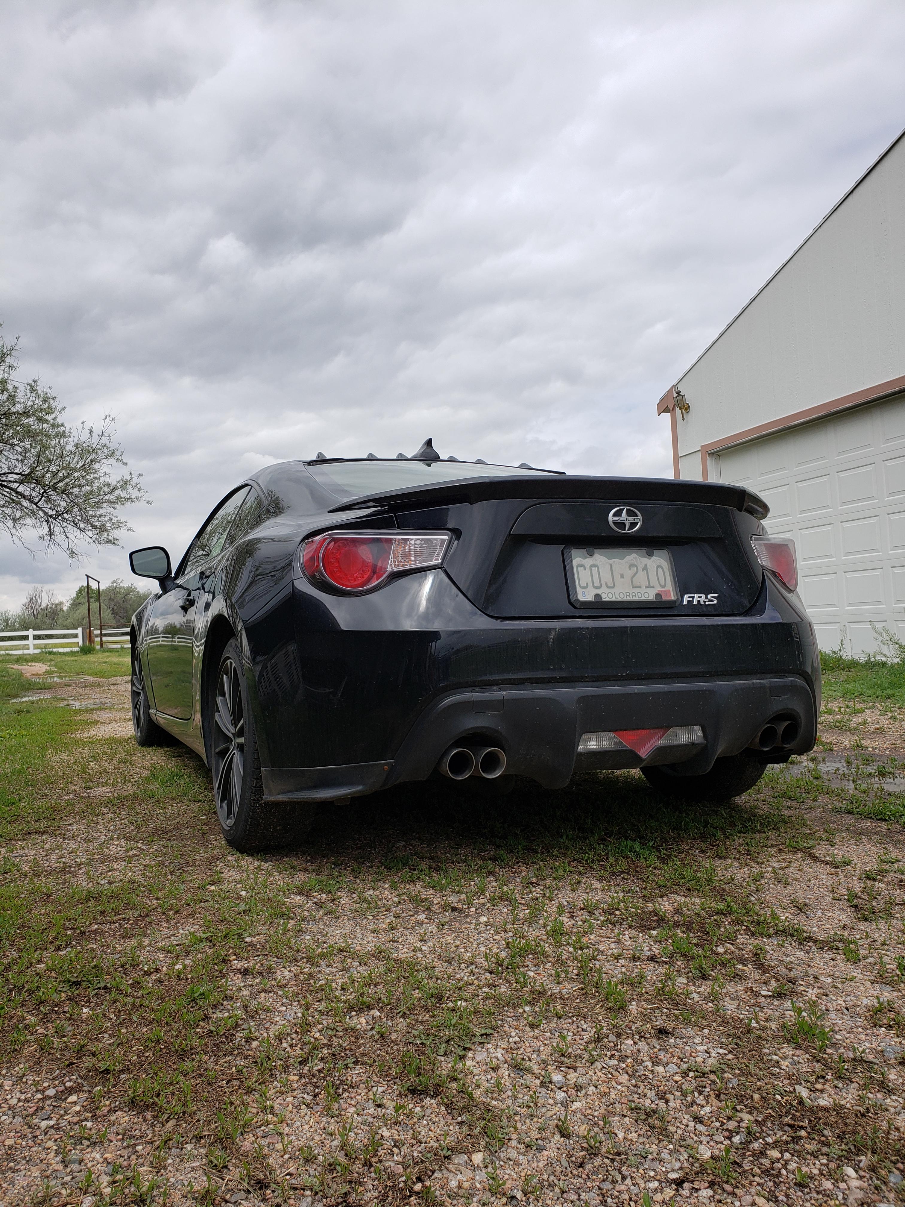 Check out my butt! | Scrolller