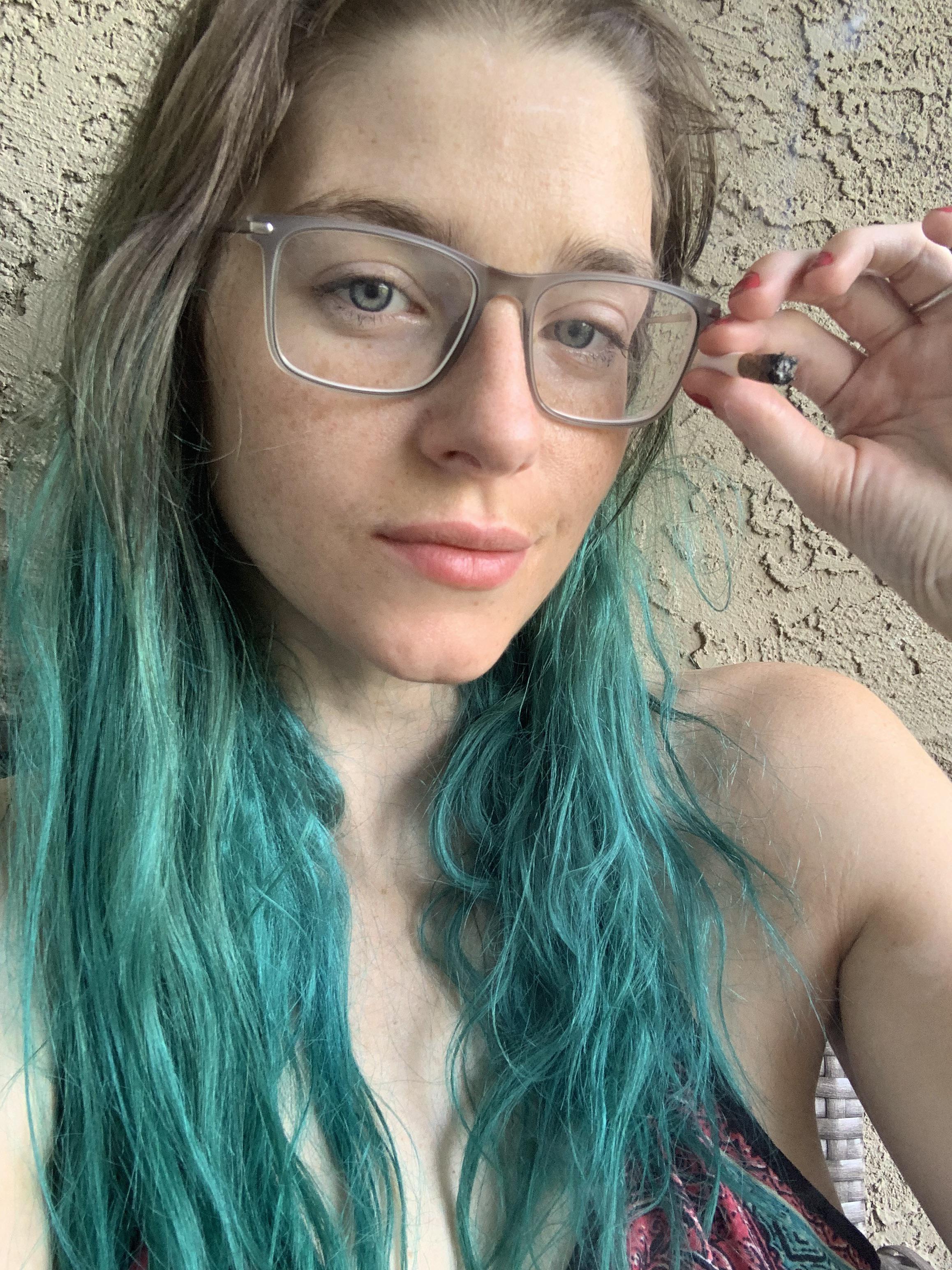 Hi babes | Scrolller