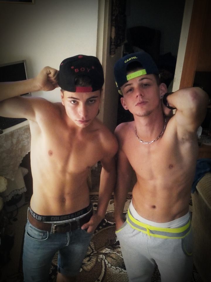 Discover more like Twinks: checking themselves out and Related Content | Scrolller