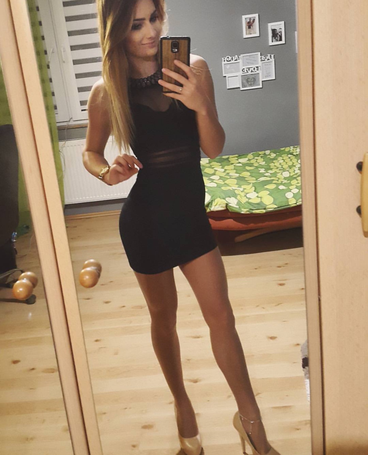 Form fitting | Scrolller