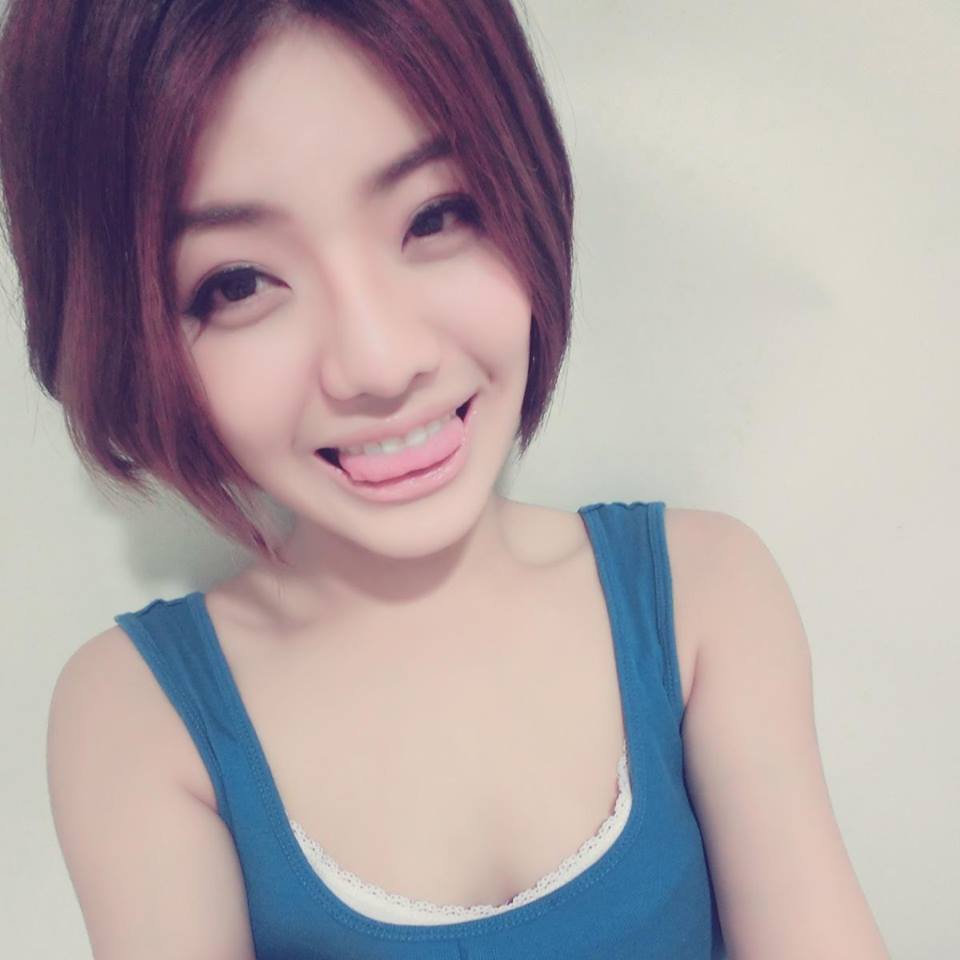 Cheerful (x-post from r/RealChinaGirls) | Scrolller