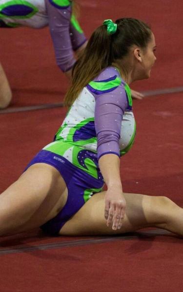 Cheerleader | Scrolller