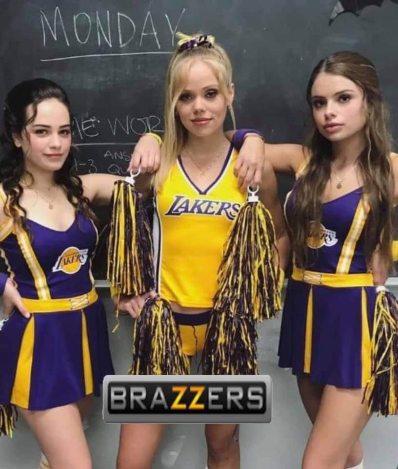 Cheerleaders Scrolller