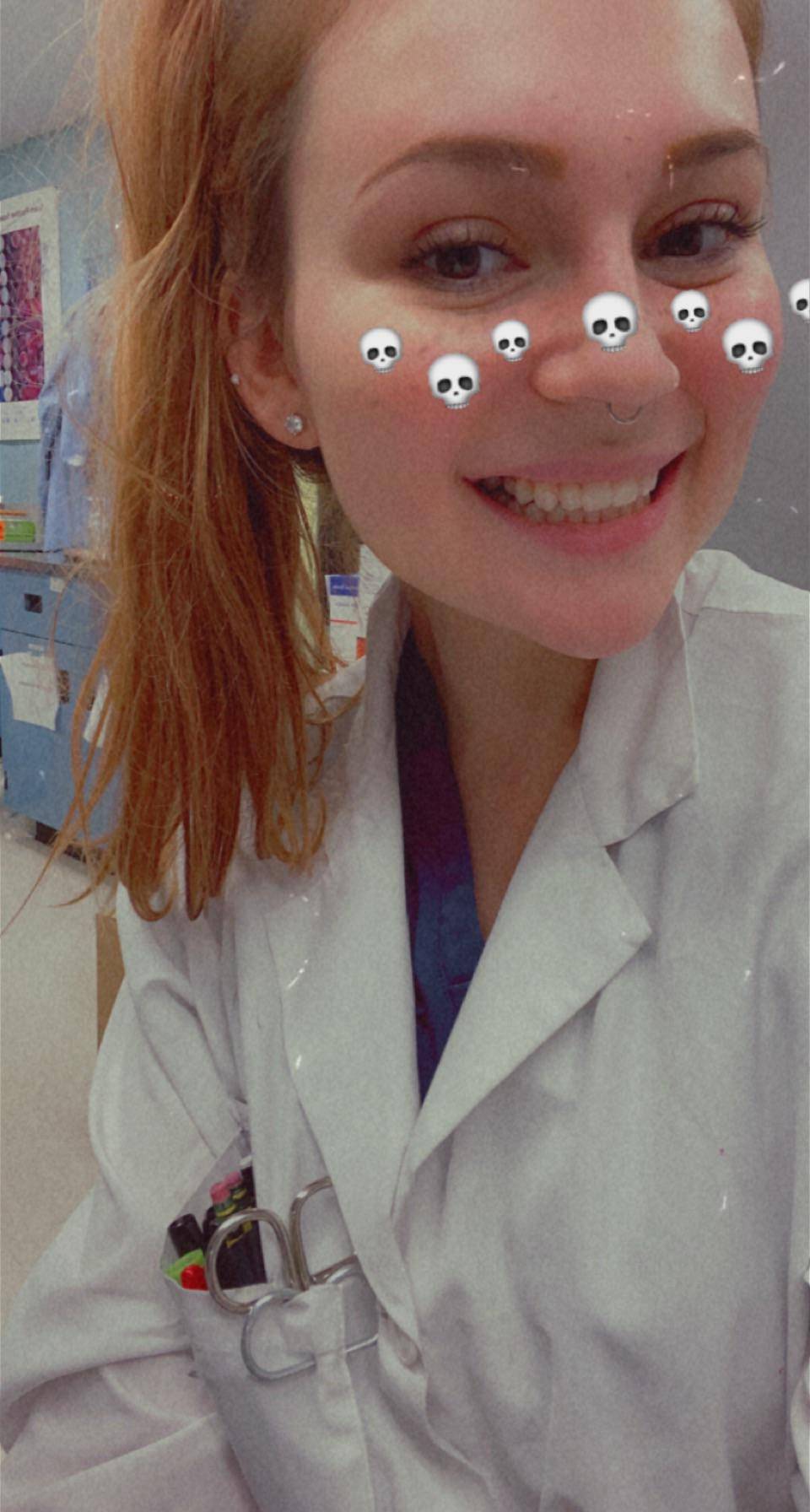 Cheesin cause it’s my Friday! Also cause this filter is my new aesthetic. (Over 18) | Scrolller