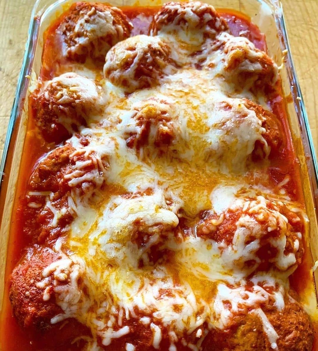 Cheesy Baked Meatballs | Scrolller