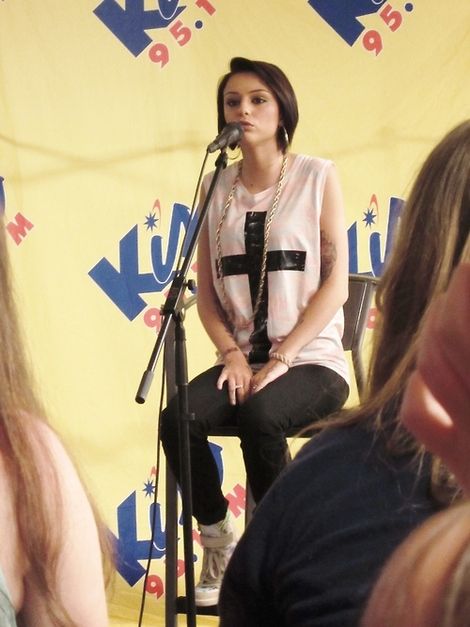 Cher Lloyd singing at a radio station | Scrolller
