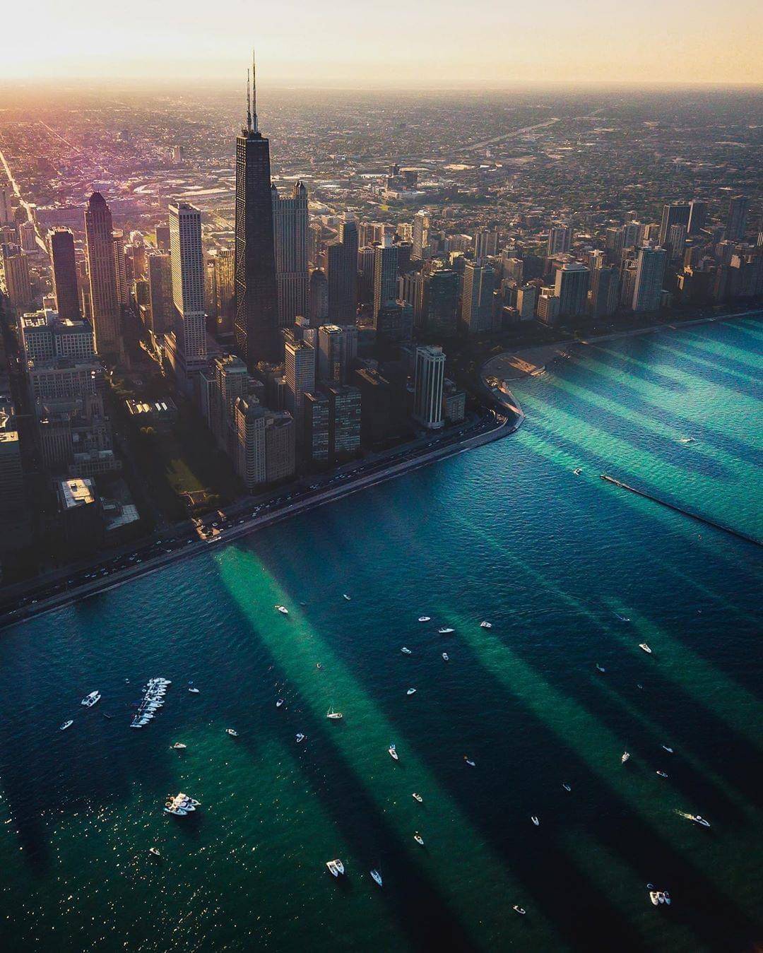 Chicago, Illinois | Scrolller
