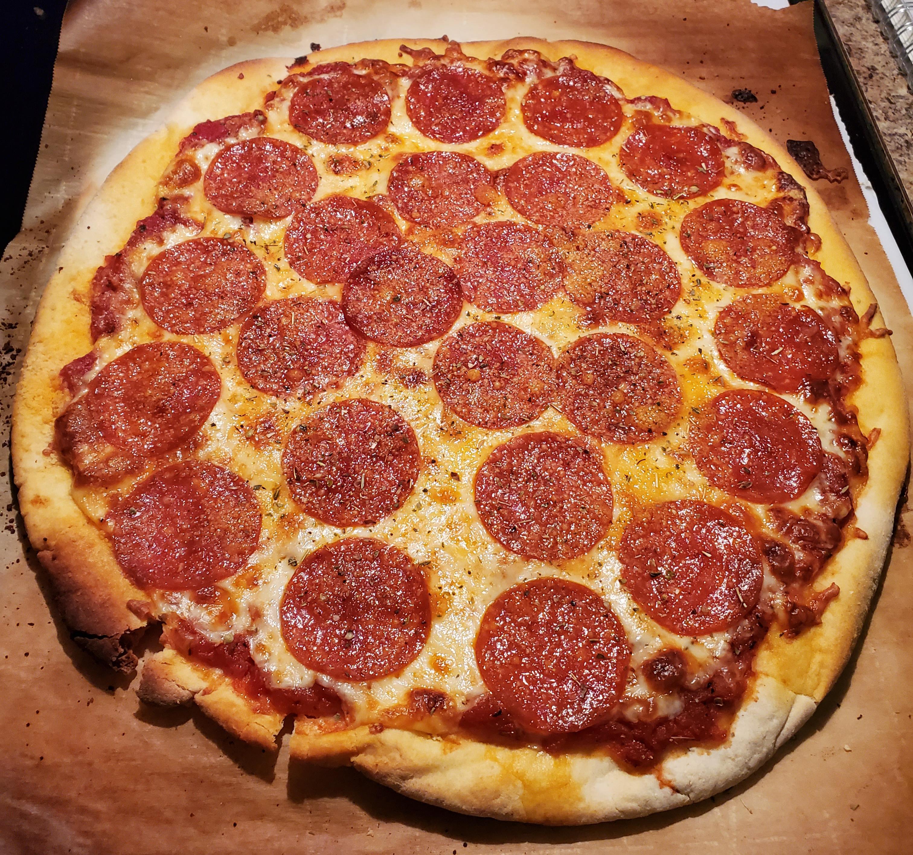 Chicago style thin pepperoni | Scrolller