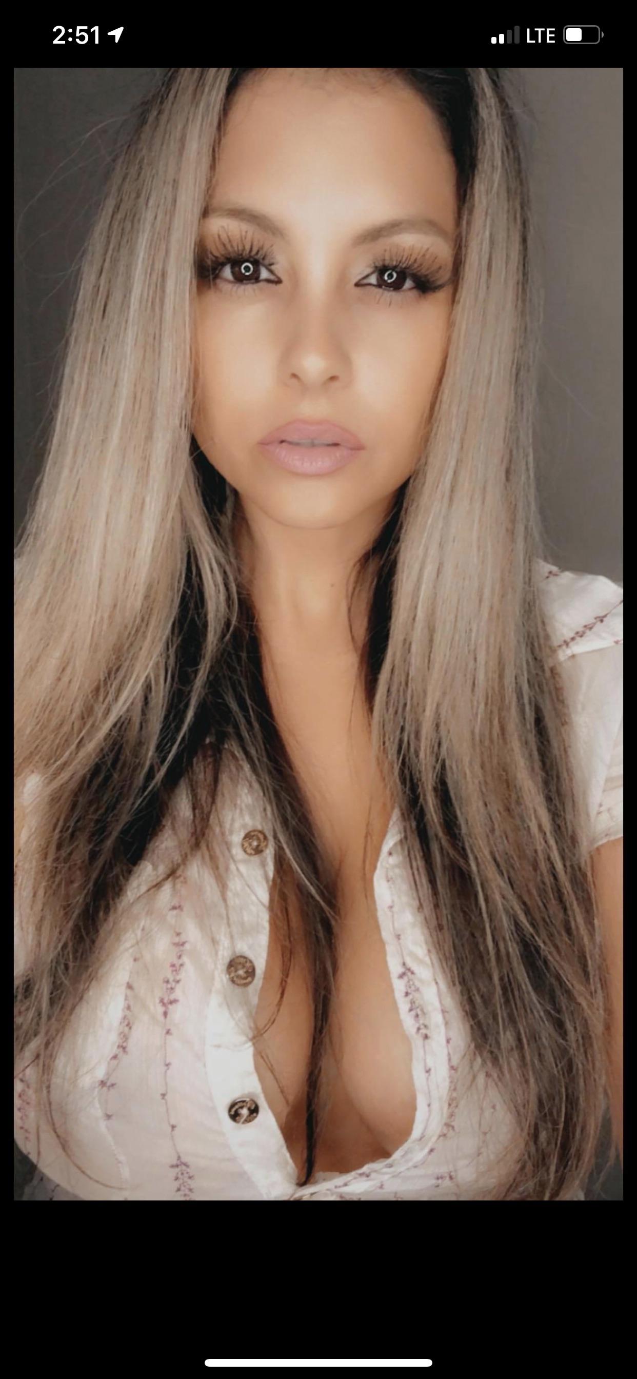 Chick 40 plus and can still pull any mofo with that nappy dugout | Scrolller