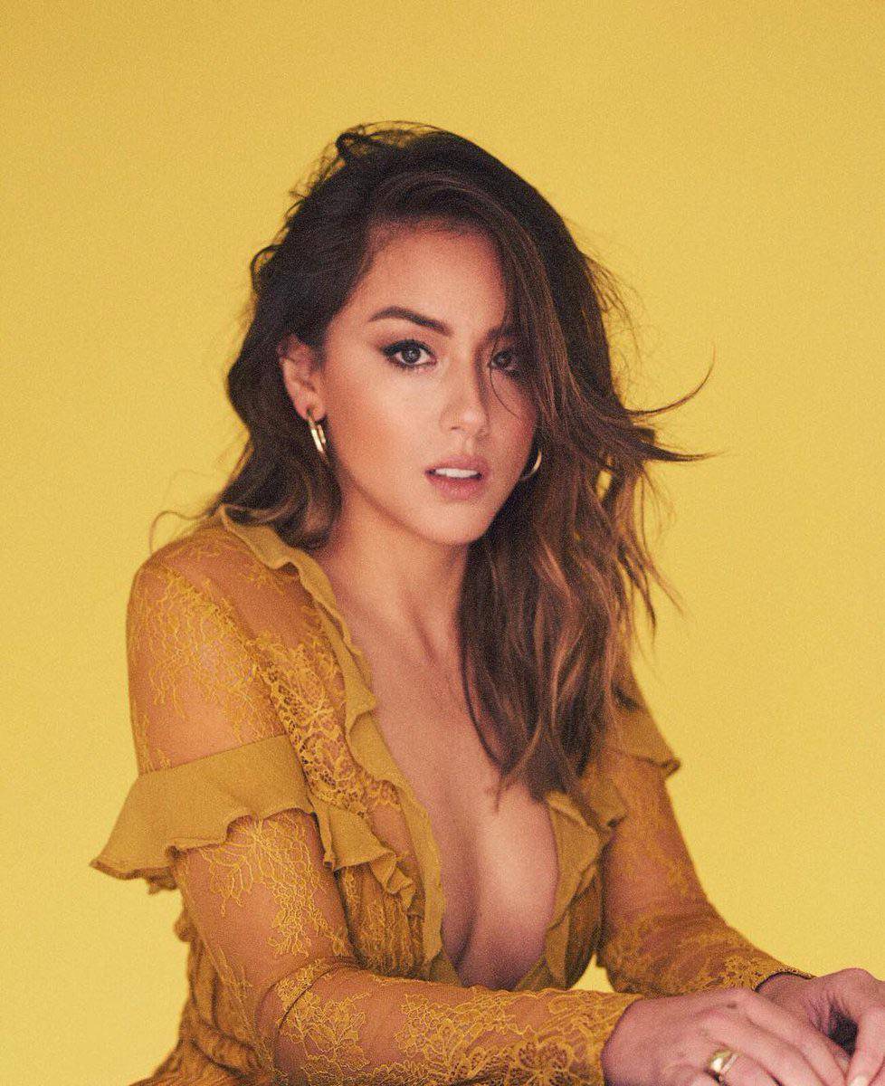 Chloe Bennet | Scrolller