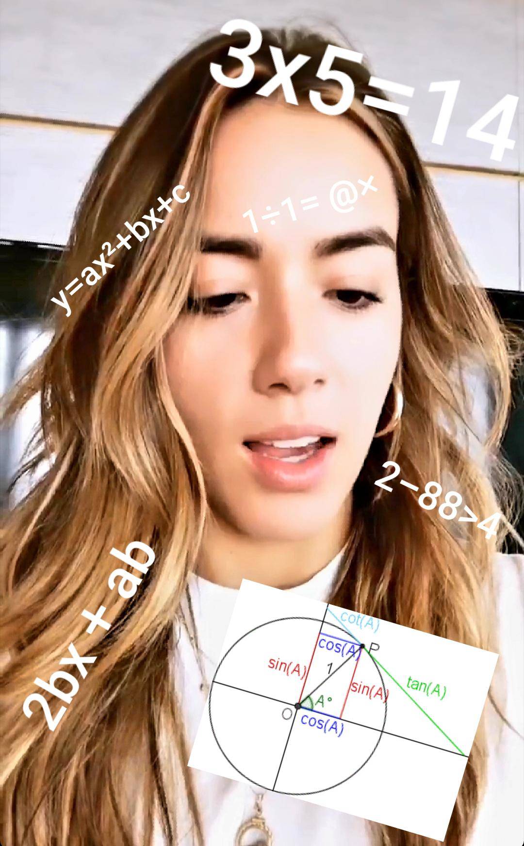 Chloe big thonk | Scrolller