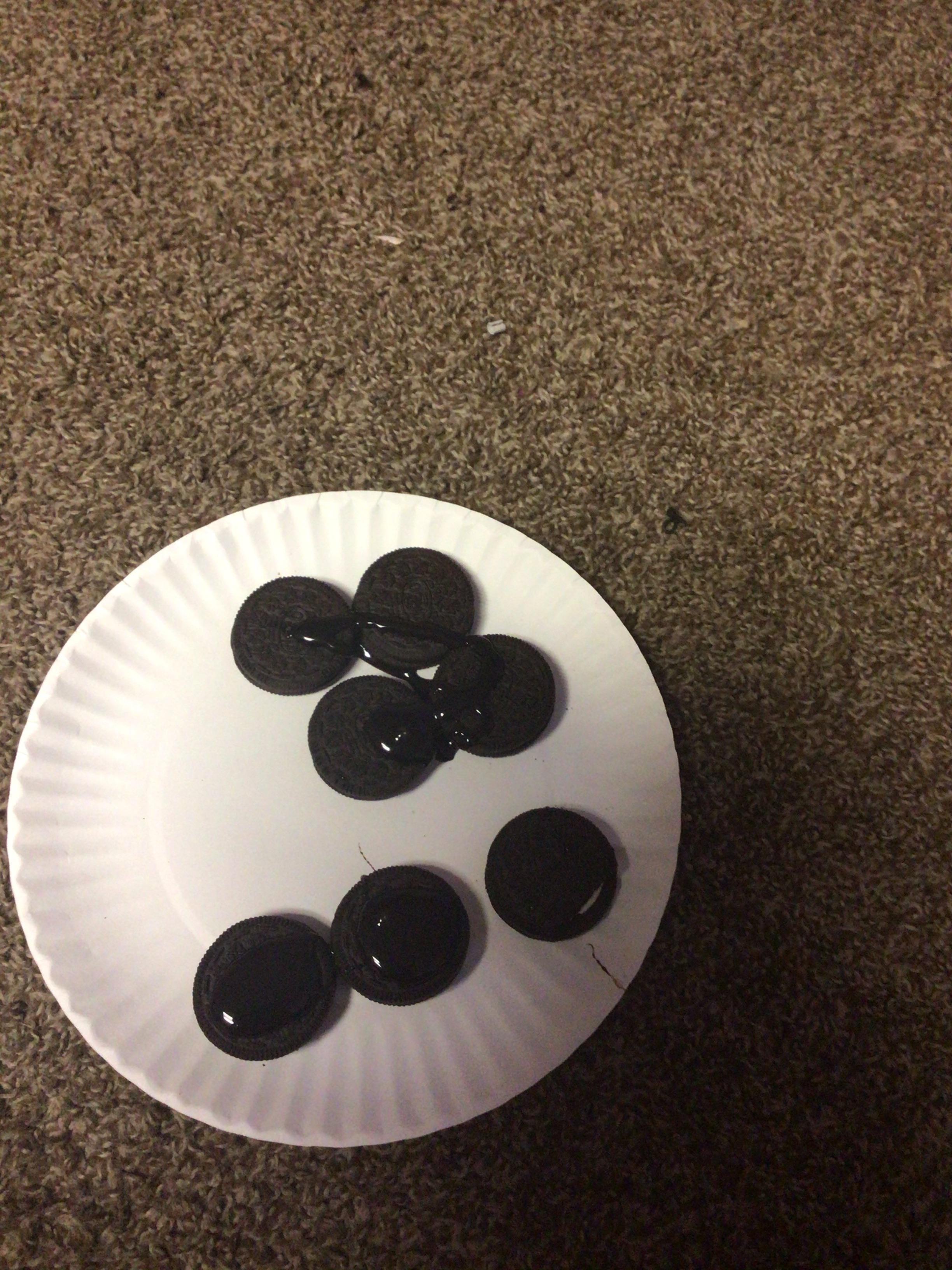 Chocolate covered oreos | Scrolller