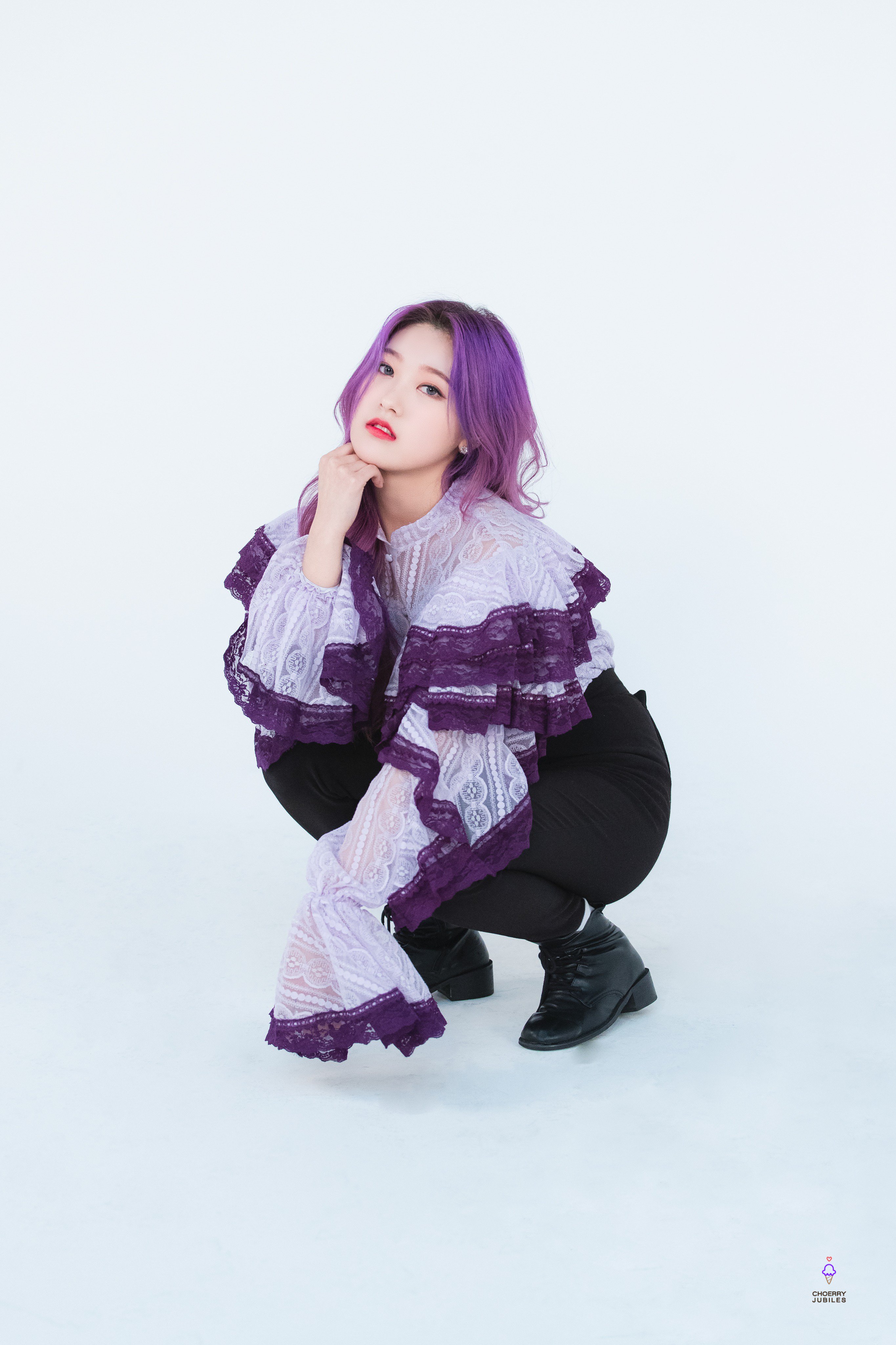 Choerry Pose | Scrolller