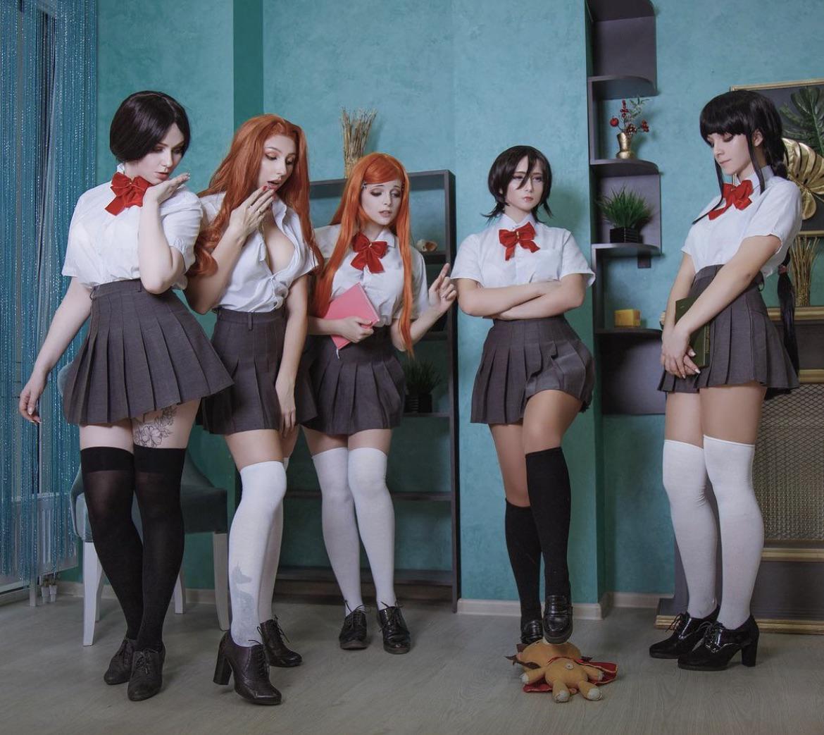 Choose your fighter | Scrolller