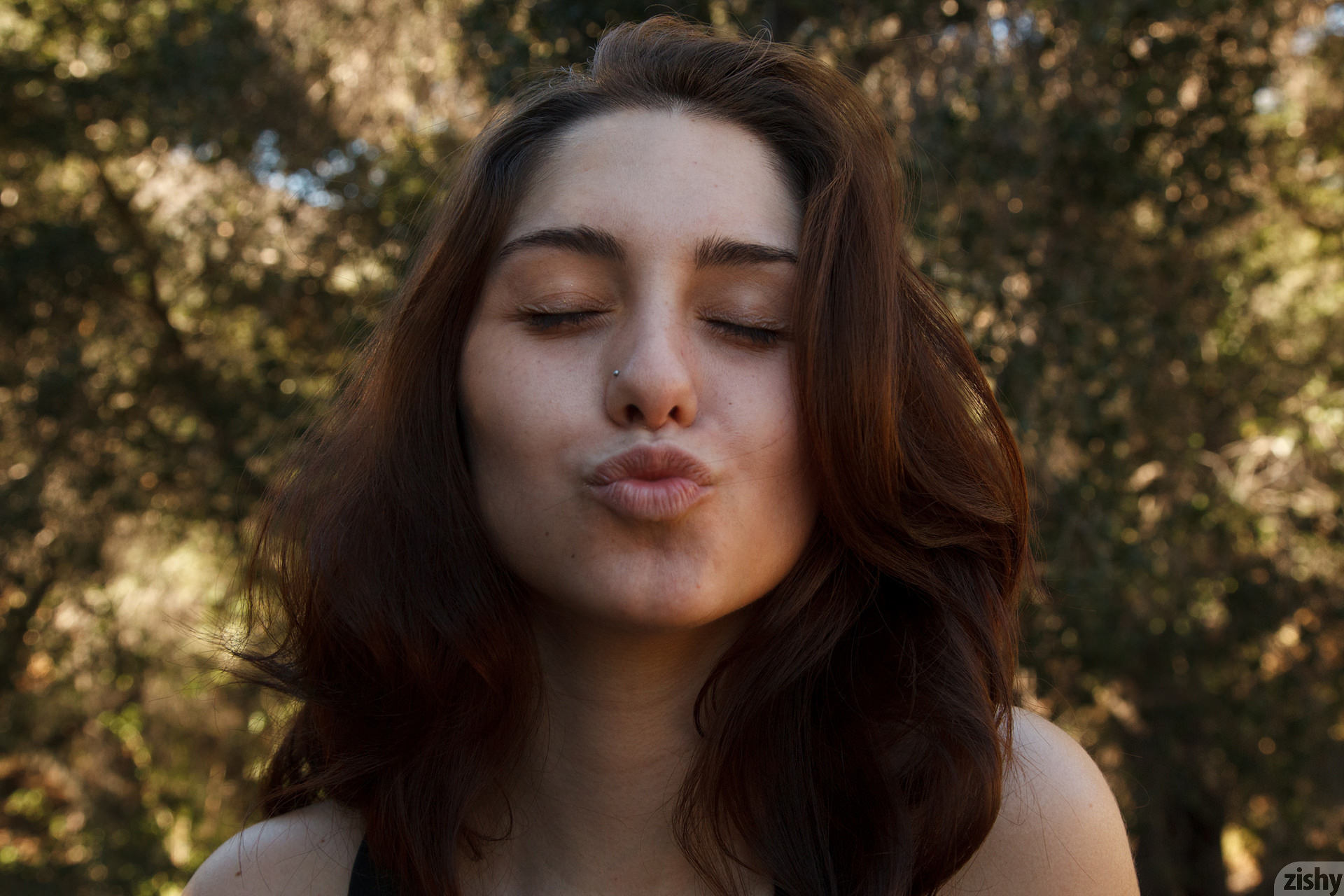 Christine Ash | Scrolller