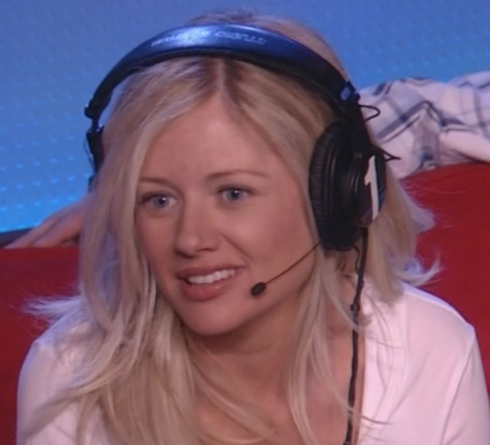 Christine is hotter than Beth. | Scrolller