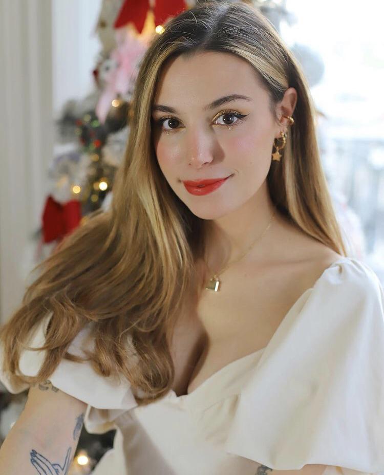 Christmas post | Scrolller