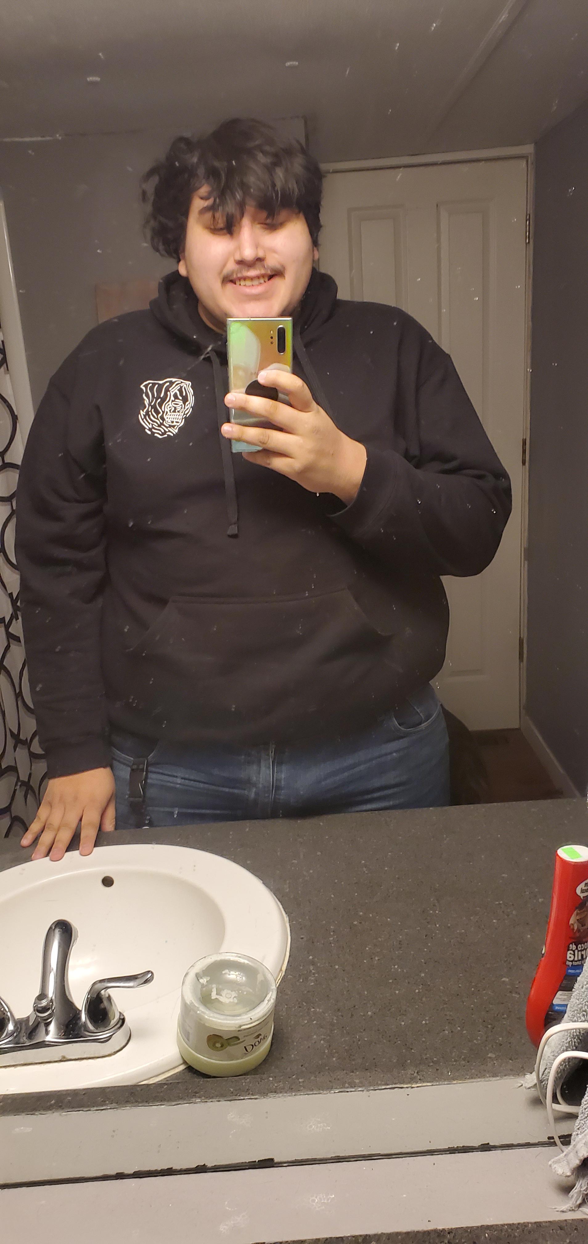 Chubby boys with buldge? | Scrolller